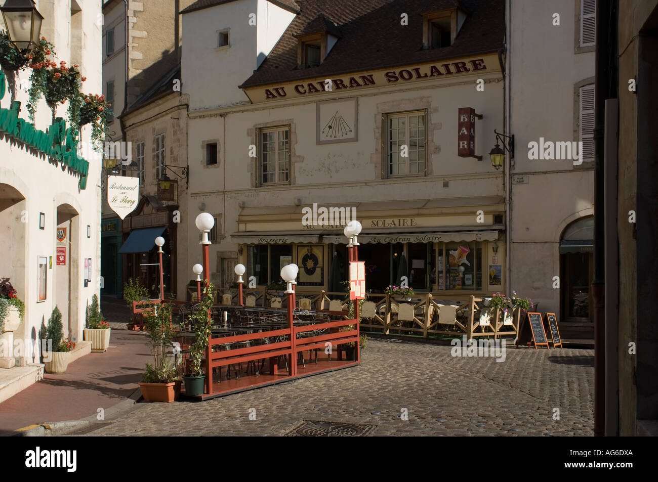Beaune town centre with traditional architecture, Burgundy, France ...