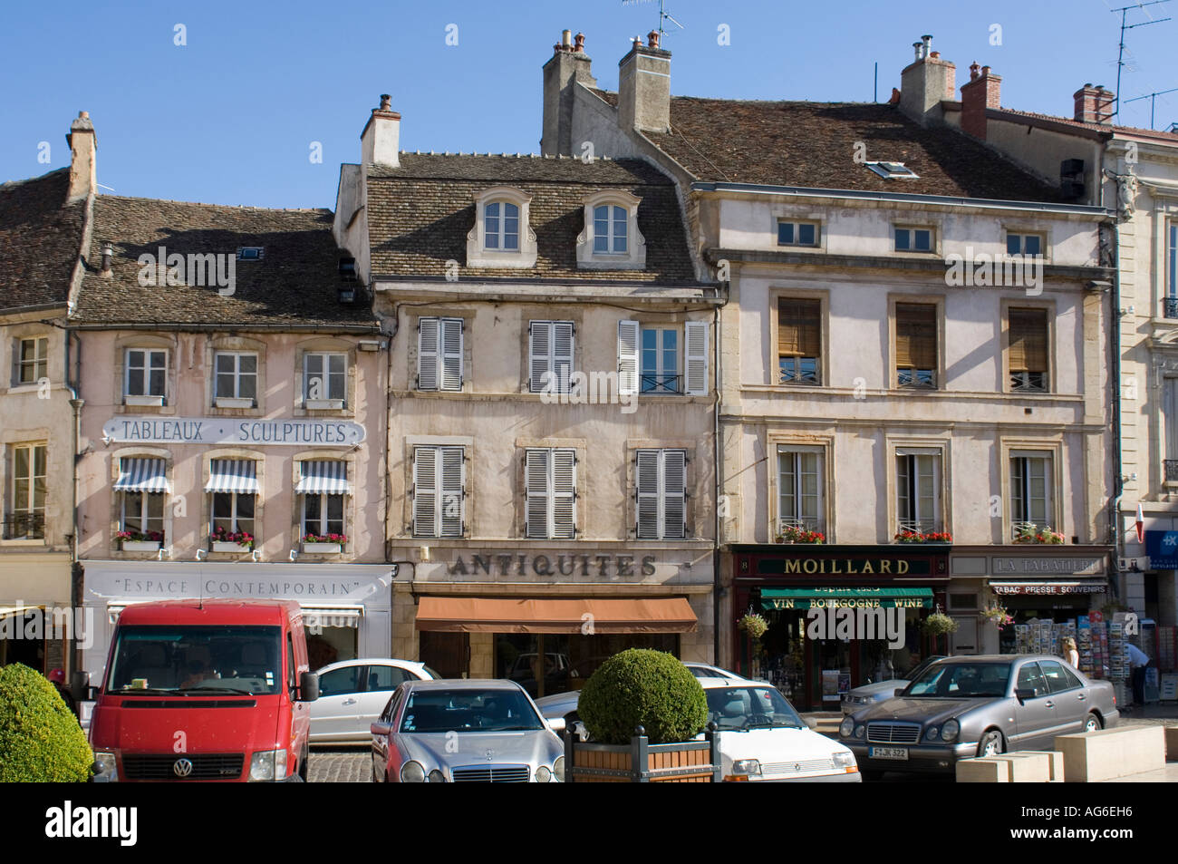 Quintessential traditional French town centre architecture in Beaune ...