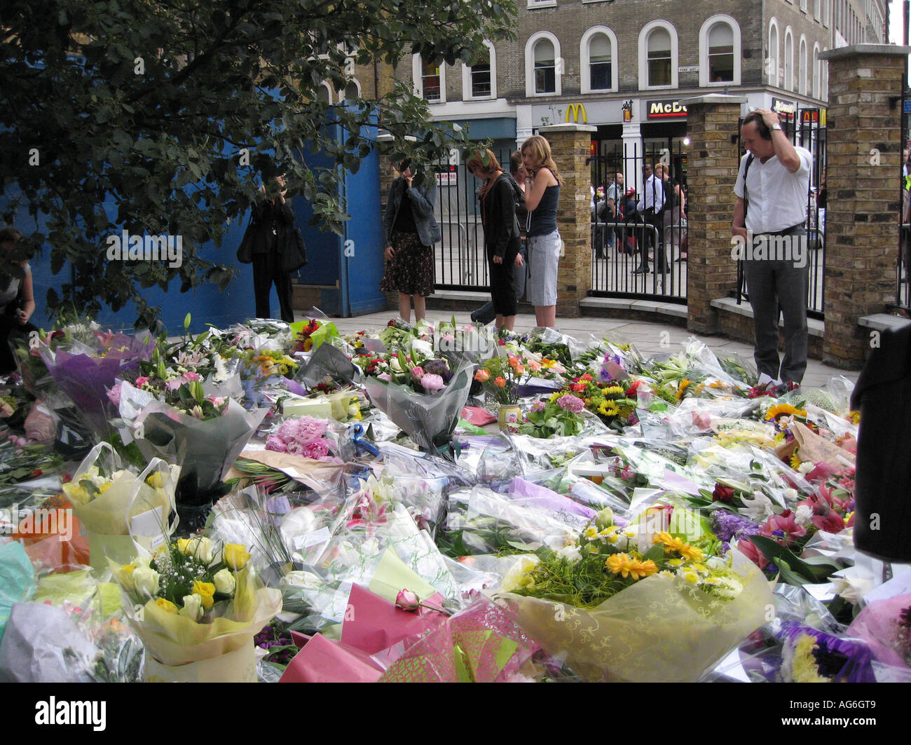 First Anniversary after July 7th 2005 London Tube Bombings, at Kings ...