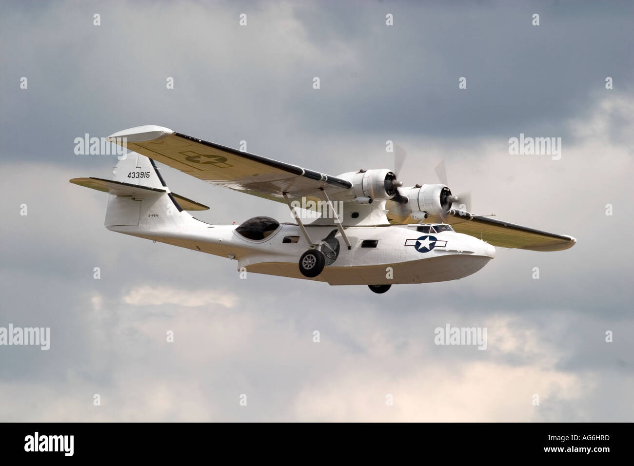 Catalina wwii seaplane hi-res stock photography and images - Alamy