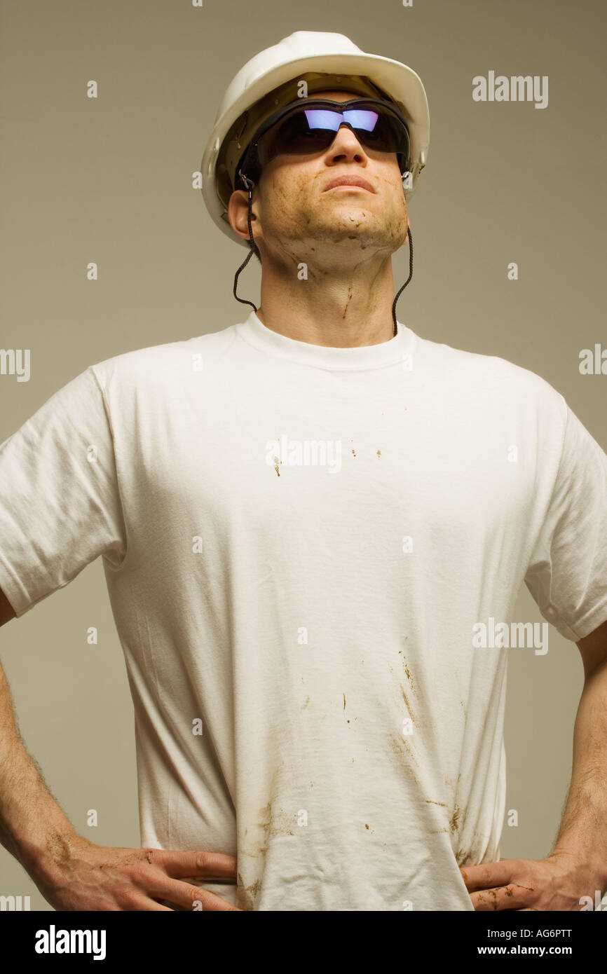 Tradesman tradesmen tradesperson hi-res stock photography and images ...