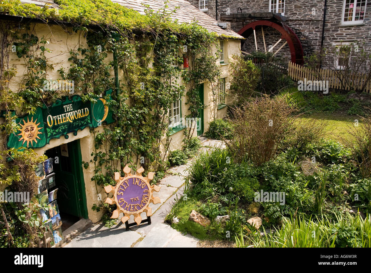 UK Cornwall Boscastle Otherworld New Age shop Stock Photo - Alamy