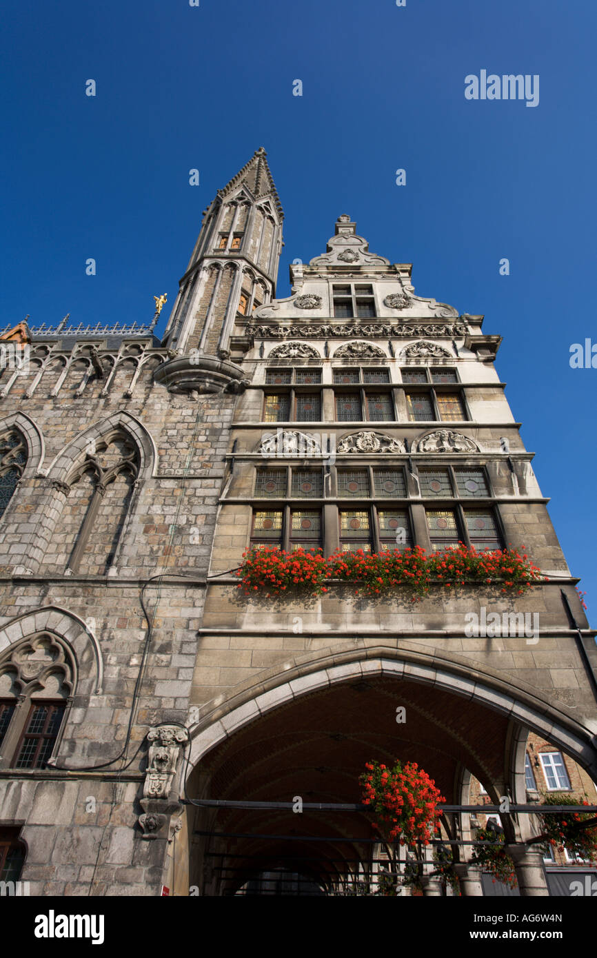 Cloth hall ypres hi-res stock photography and images - Alamy
