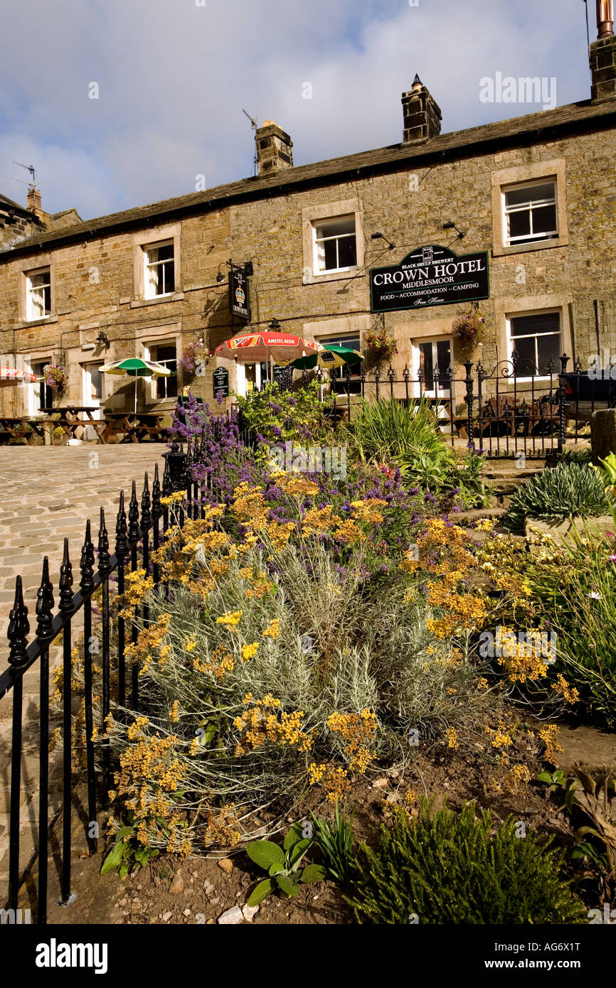 UK Yorkshire Nidderdale Middlesmoor village flowers outside the Crown ...