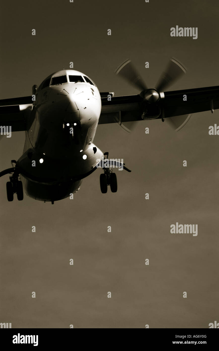 Atr 72 first flight hi-res stock photography and images - Alamy