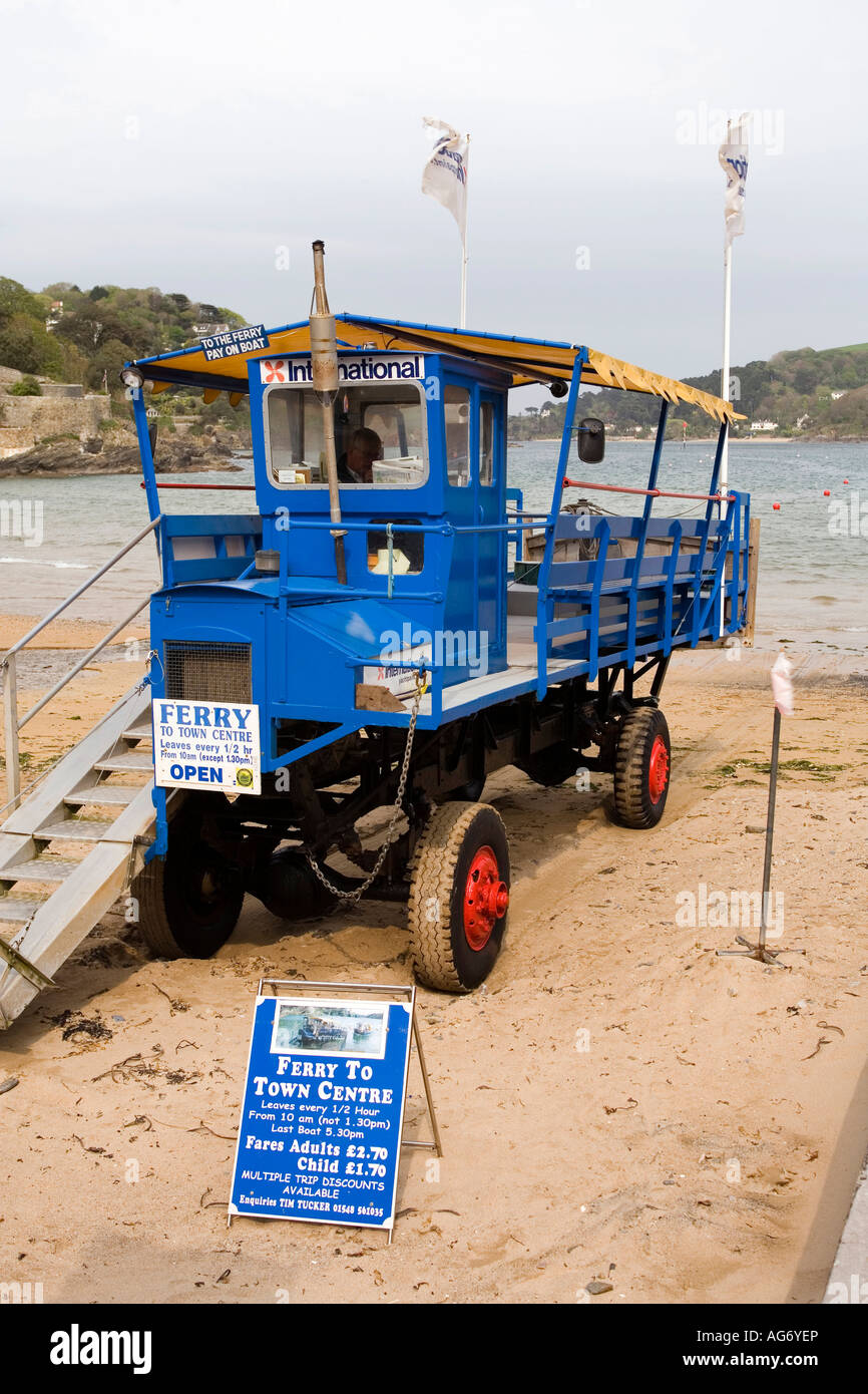 Salcombe sea tractor hi-res stock photography and images - Alamy