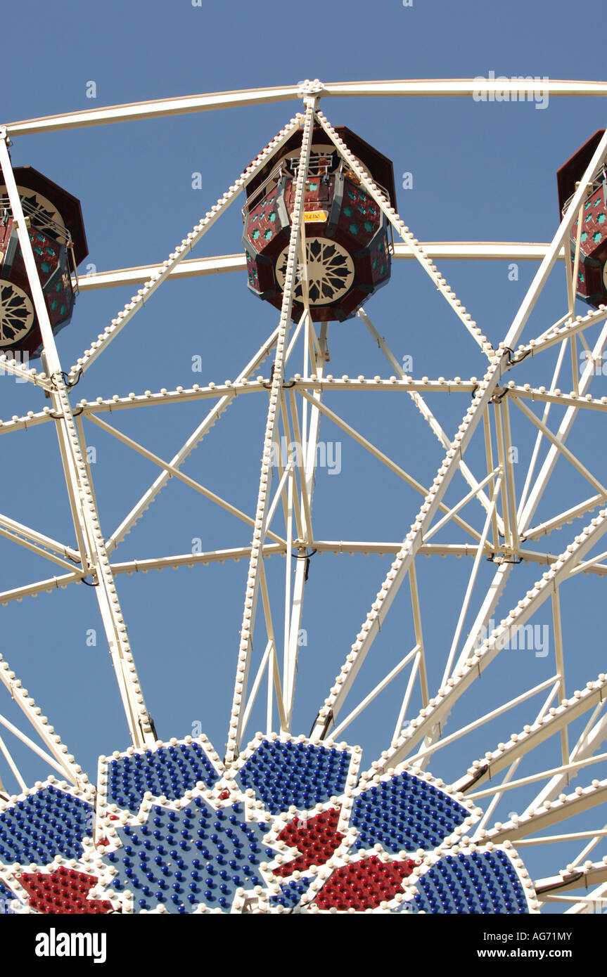 A ferris wheel amusement park ride Stock Photo - Alamy