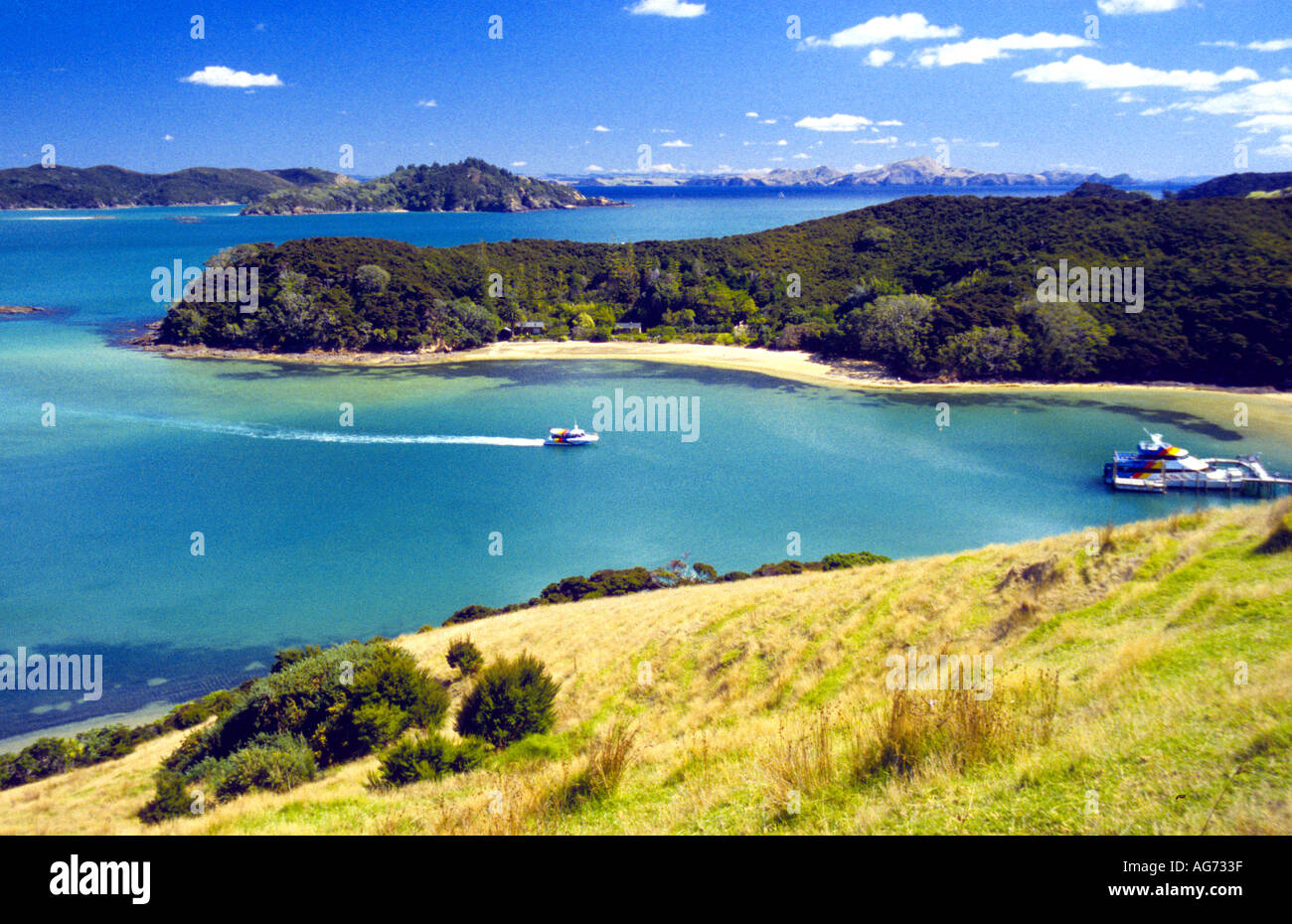 Urupukapuka island bay islands new hi-res stock photography and images ...