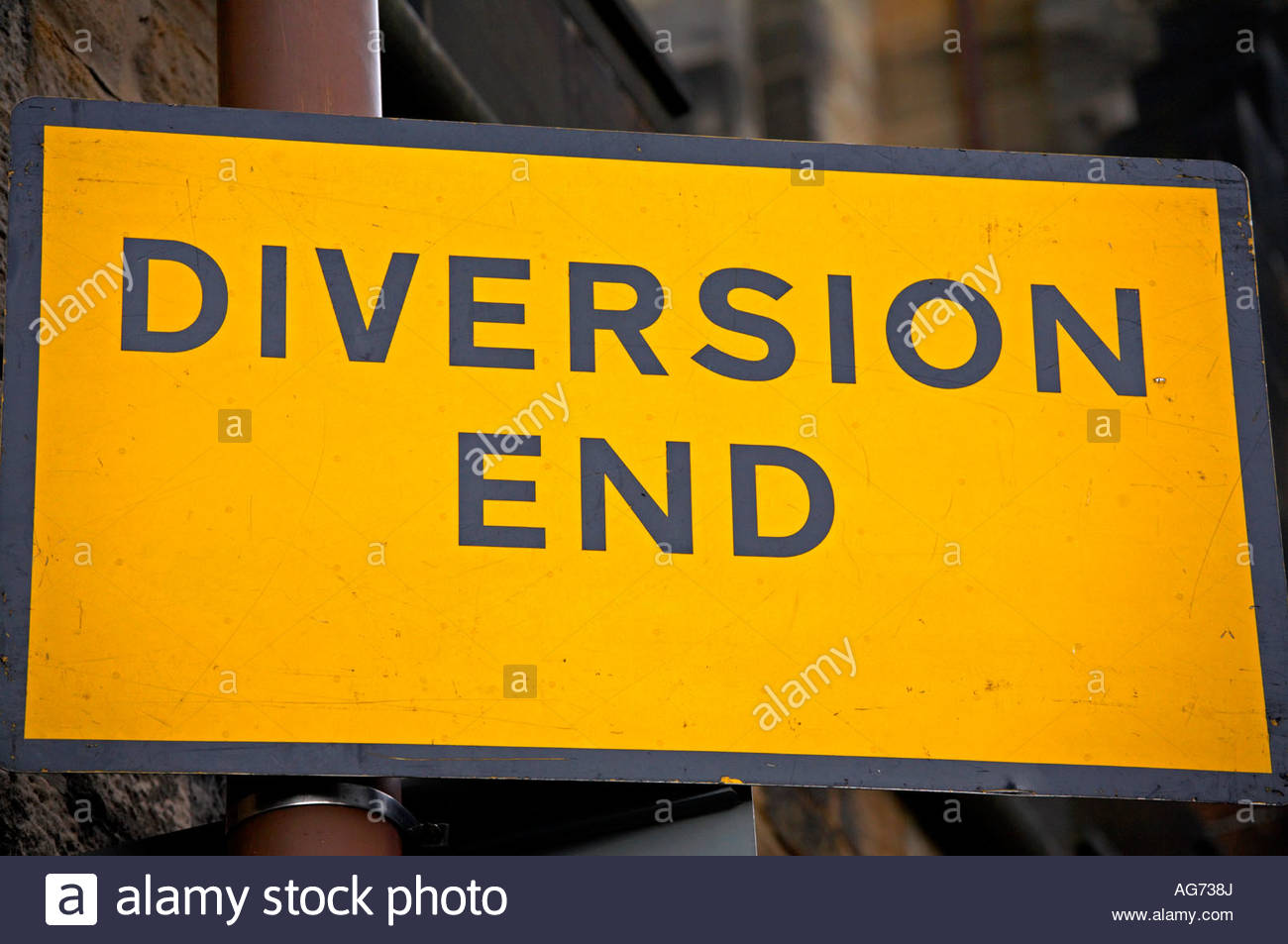 Diversion end signpost Stock Photo - Alamy