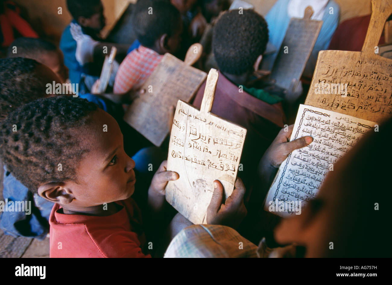 Niger Ifrouane Students of Tuareg tribe studying at Koran school Stock ...