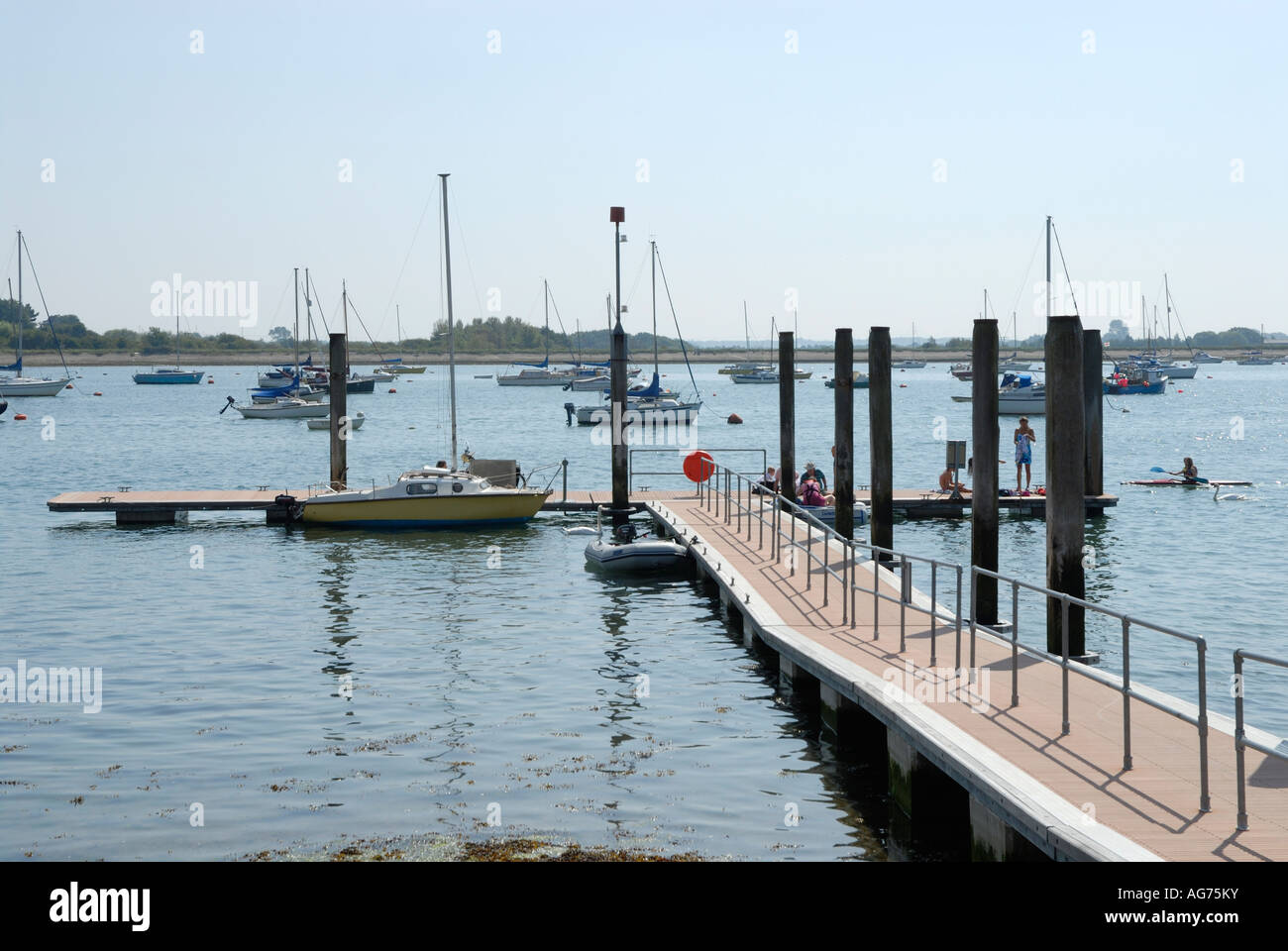 Emsworth shoreline hi-res stock photography and images - Alamy