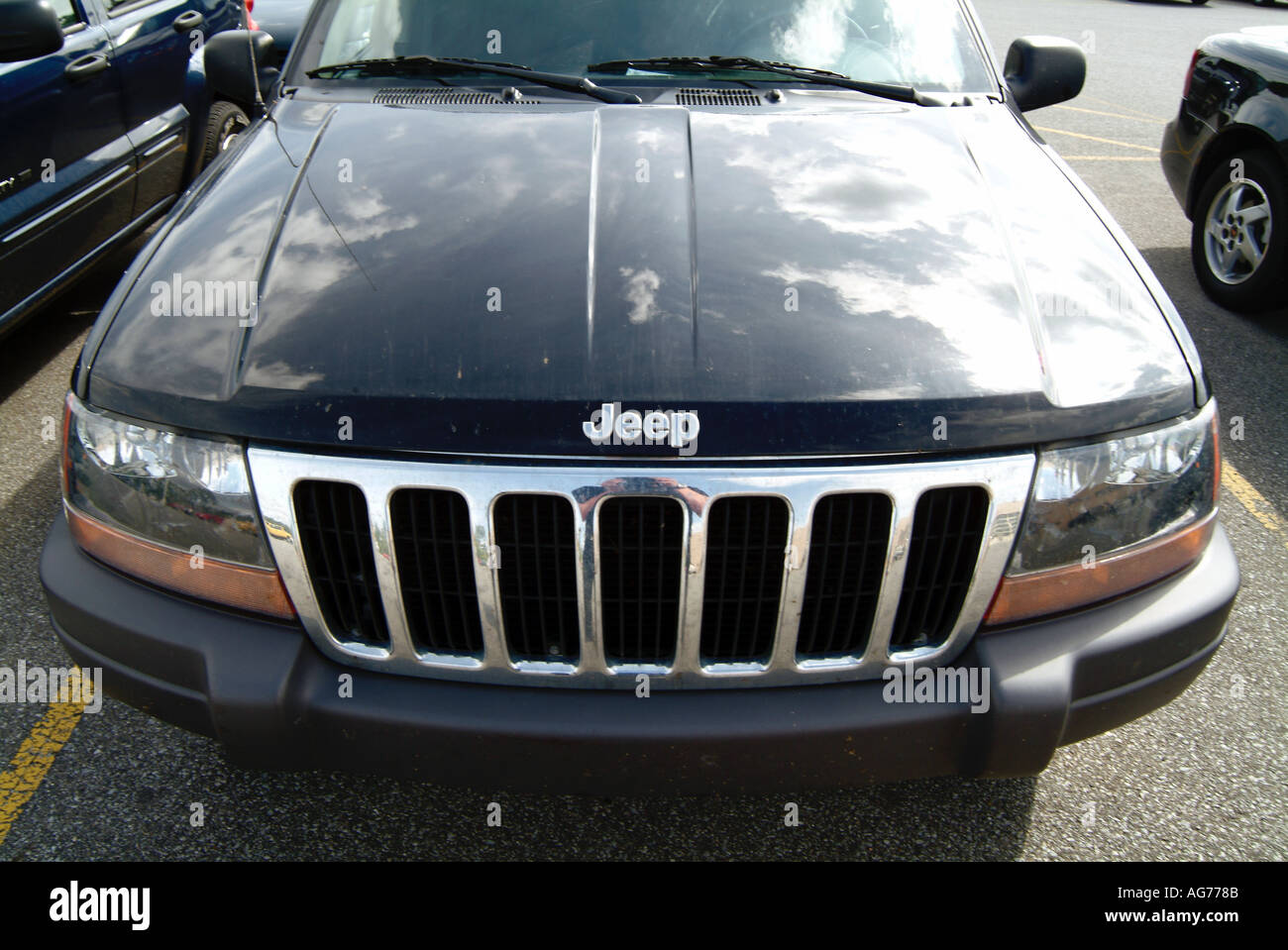 American cars gas guzzlers hi-res stock photography and images - Alamy