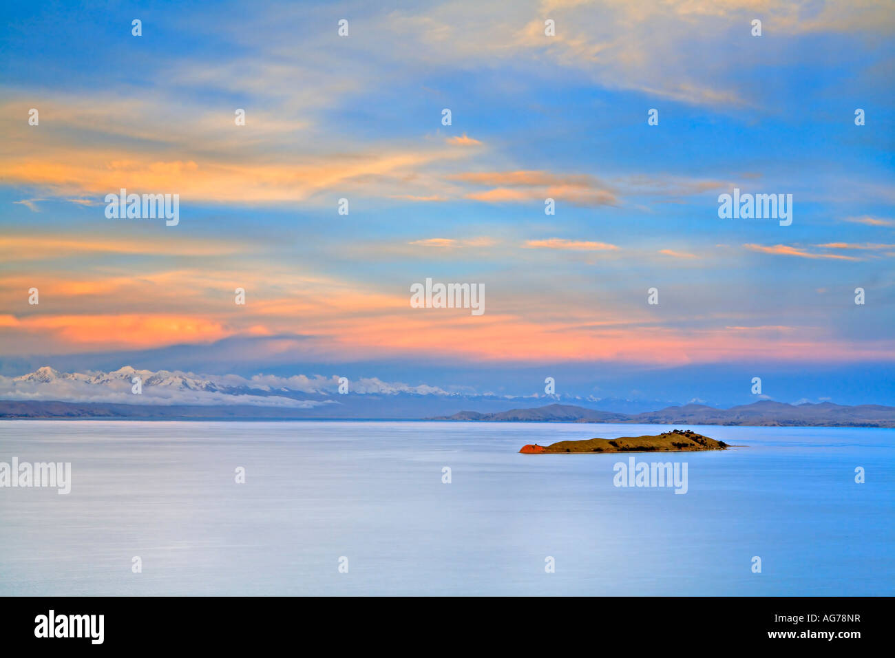 Luna island hi-res stock photography and images - Alamy