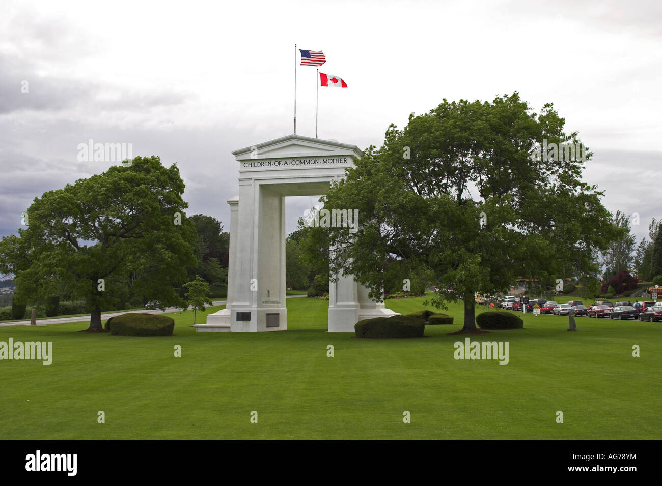 Peace Arch Border Crossing Canada - USA Stock Photo - Alamy