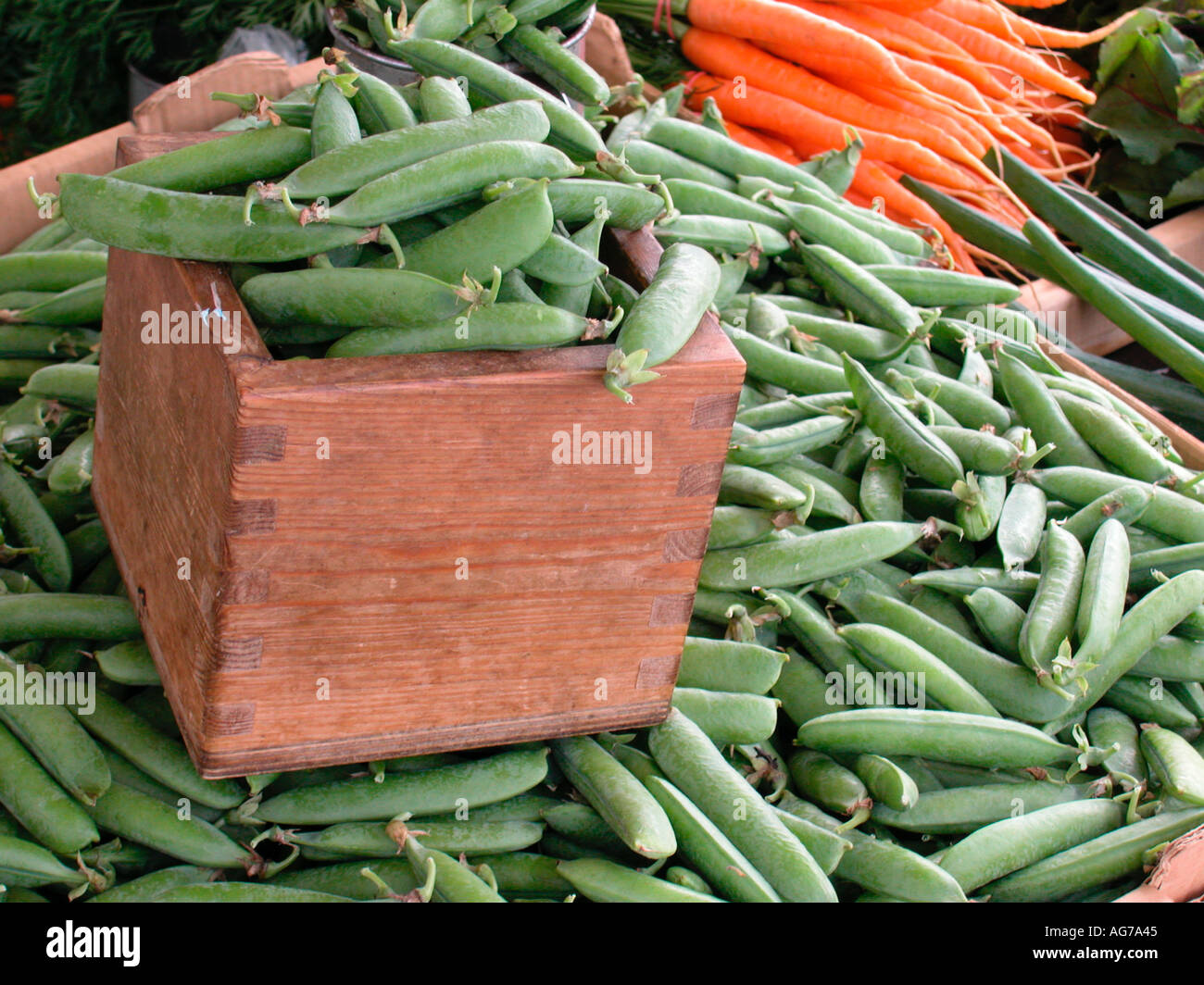 Vegetable vegetables market finland hi-res stock photography and images ...