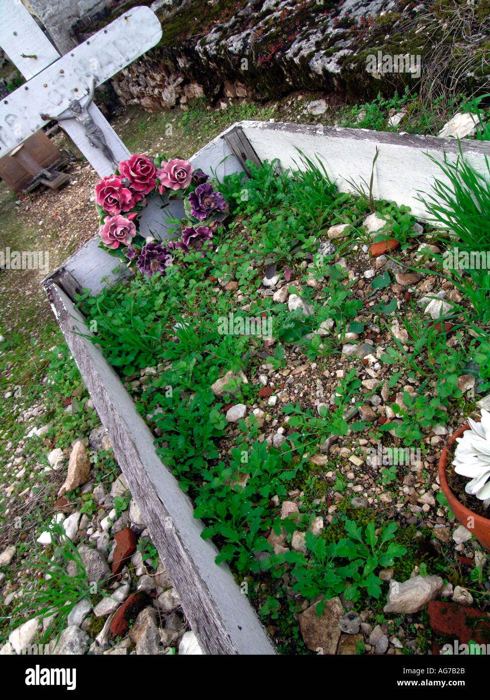 an old grave Stock Photo - Alamy