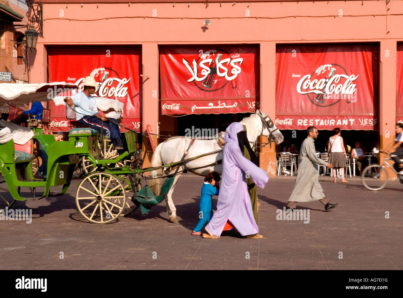 horse cart in Djeema El-Fna, Marrakech Stock Photo - Alamy