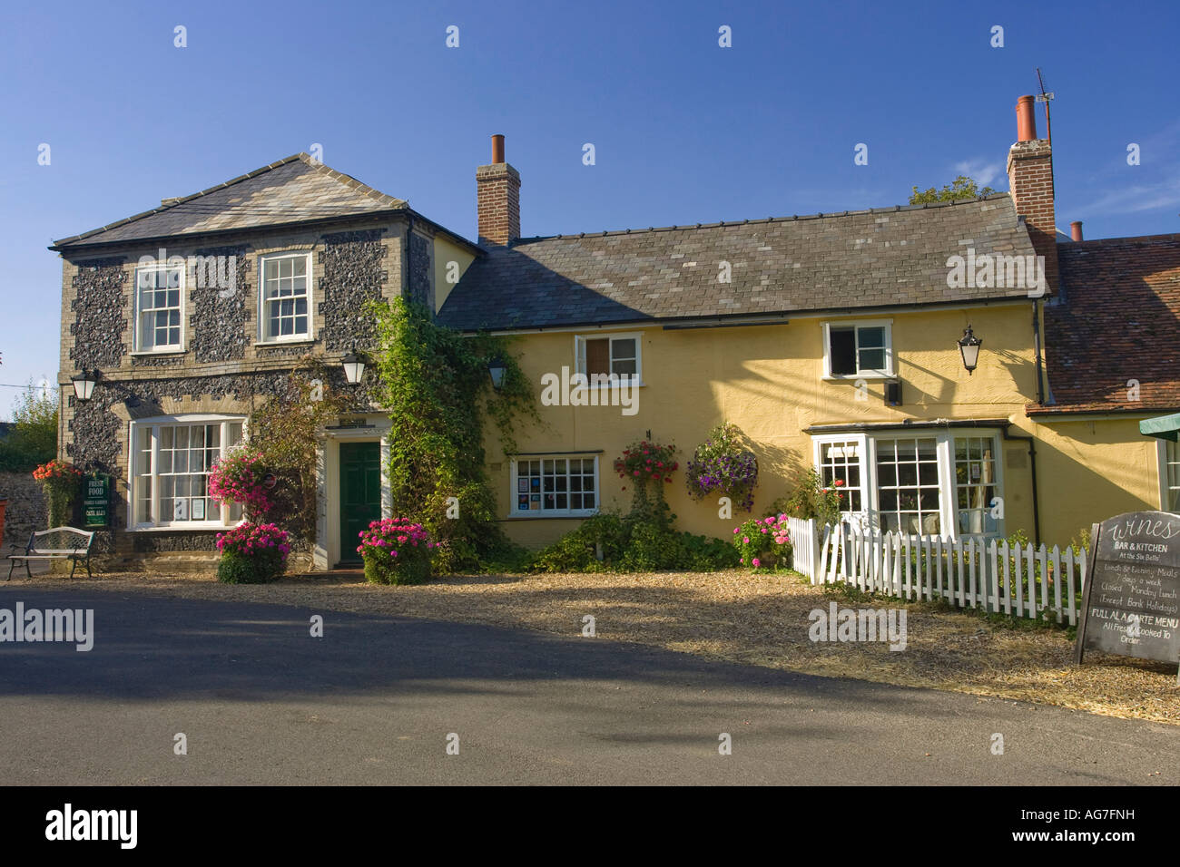 At six bells hi-res stock photography and images - Alamy