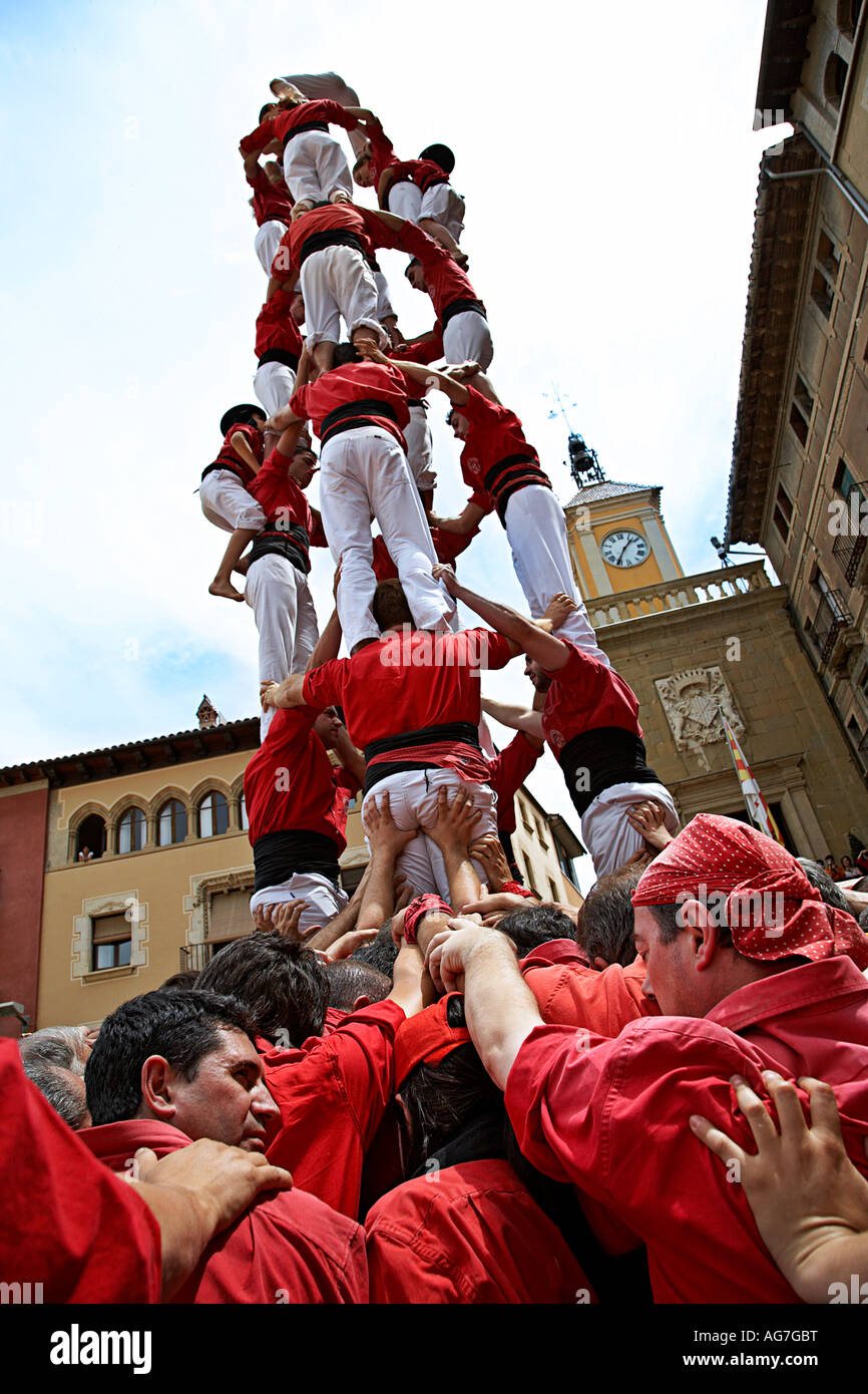 Catalan human pyramid in Spain: Casteller Stock Photo - Alamy