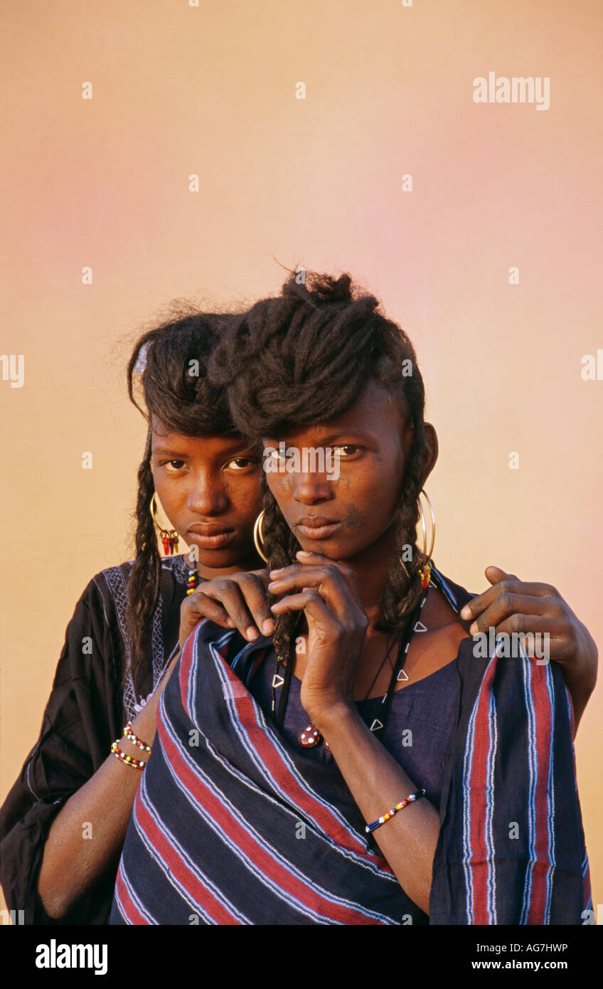 Niger near Agadez Young women of Wodaabe tribe in traditional clothing ...