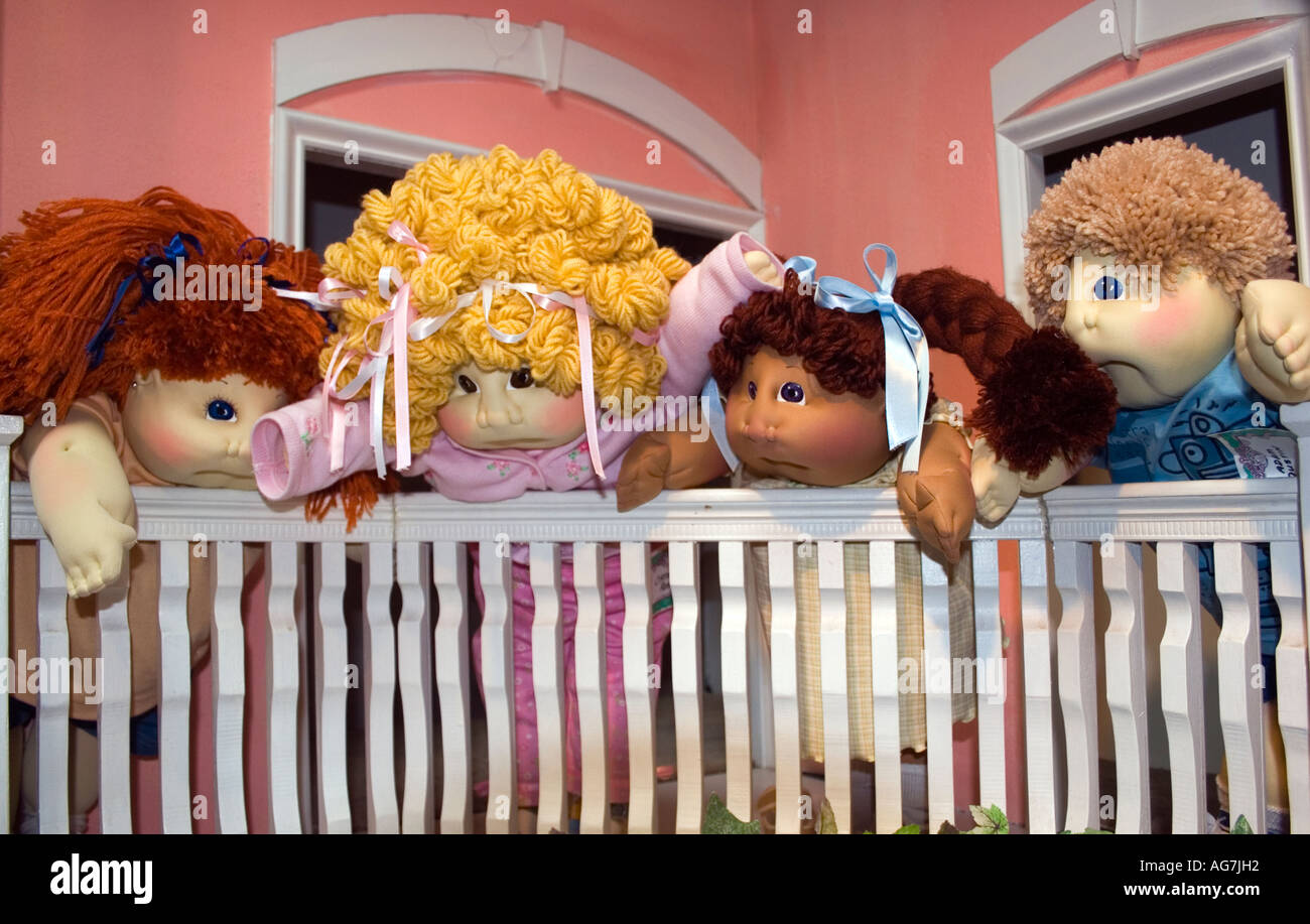 Cabage Patch Dolls display at the Babyland General Hospital in ...