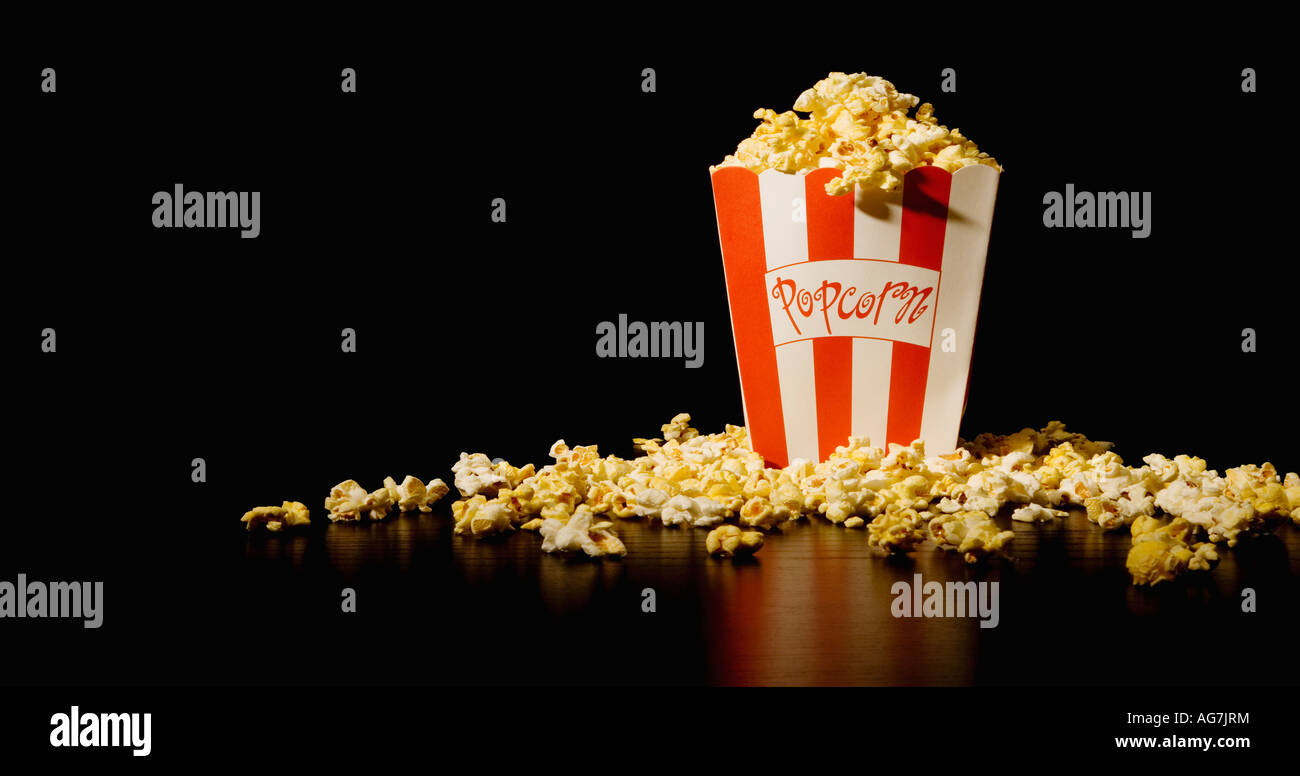 Overflowing popcorn hi-res stock photography and images - Alamy