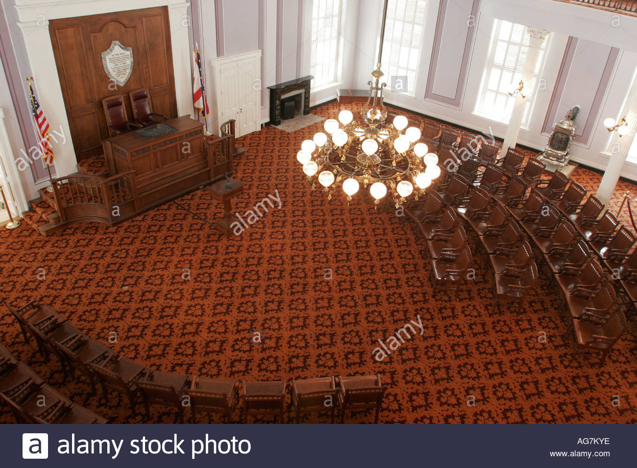 Spittoon Stock Photos & Spittoon Stock Images - Alamy