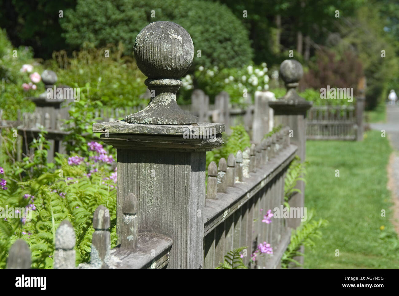 18th century fence Stock Photo - Alamy