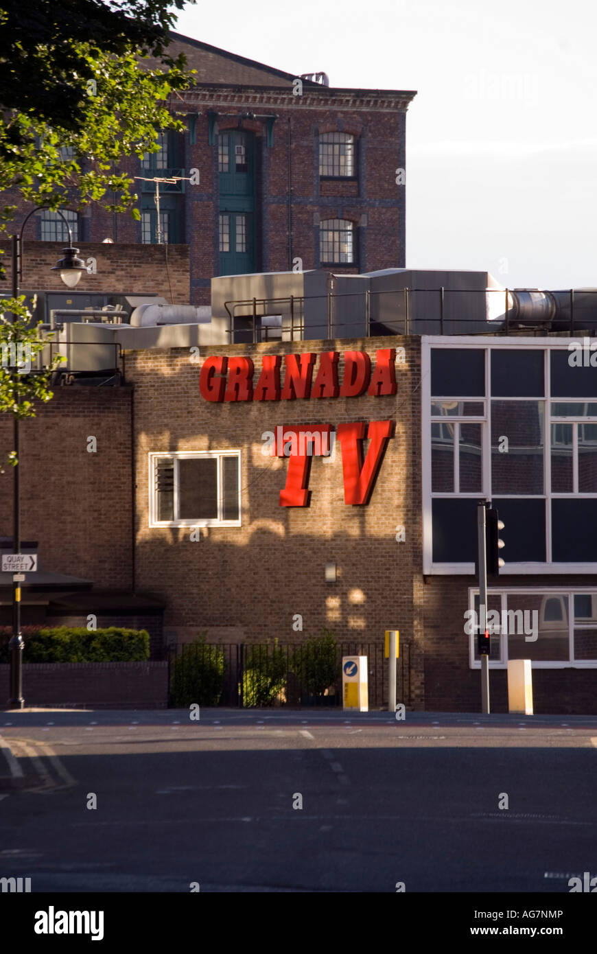 Granada tv hi-res stock photography and images - Alamy