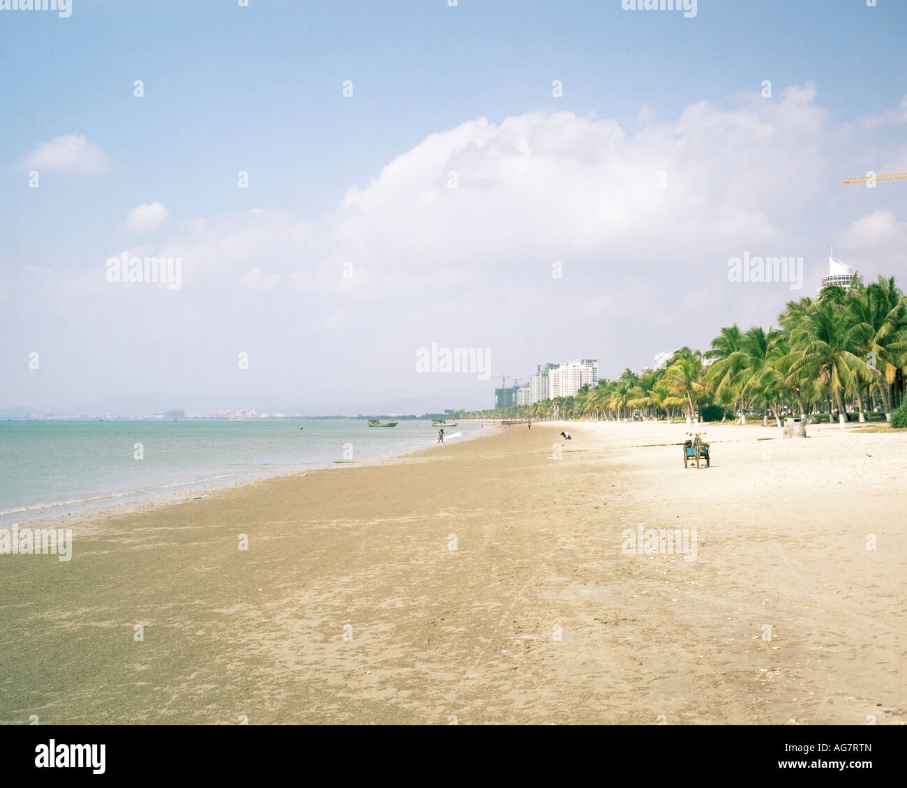 Beach at Sanya Bay Stock Photo - Alamy