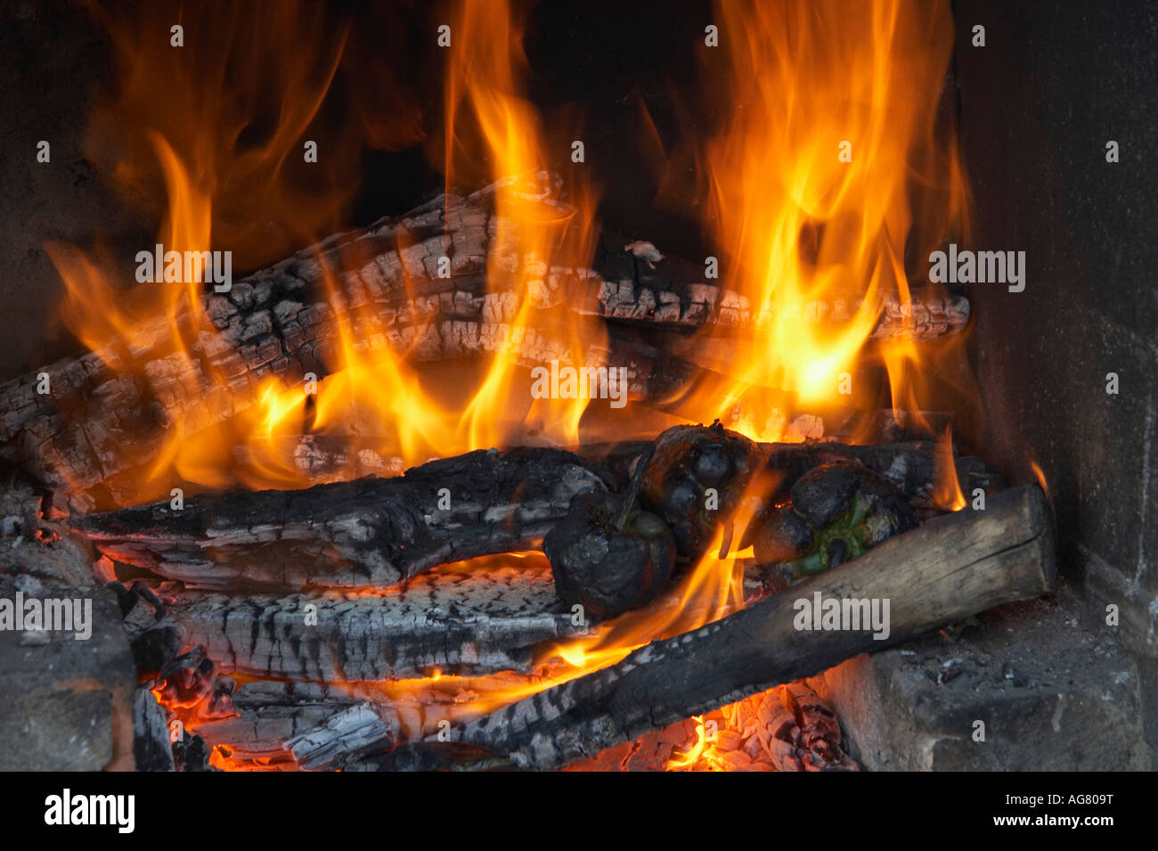 Char grilled peppers hi-res stock photography and images - Alamy
