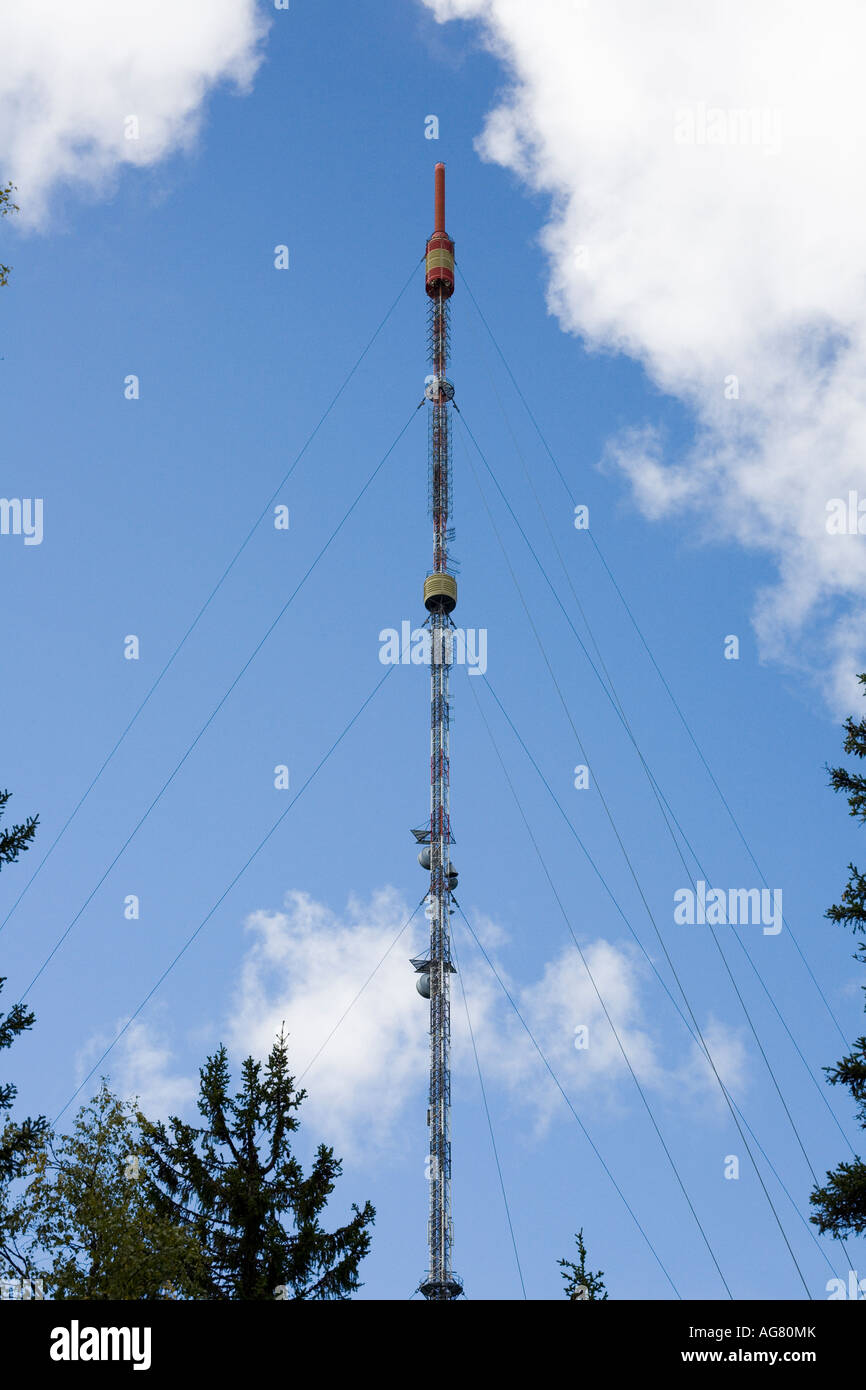 Television transmitter mast hi-res stock photography and images - Alamy
