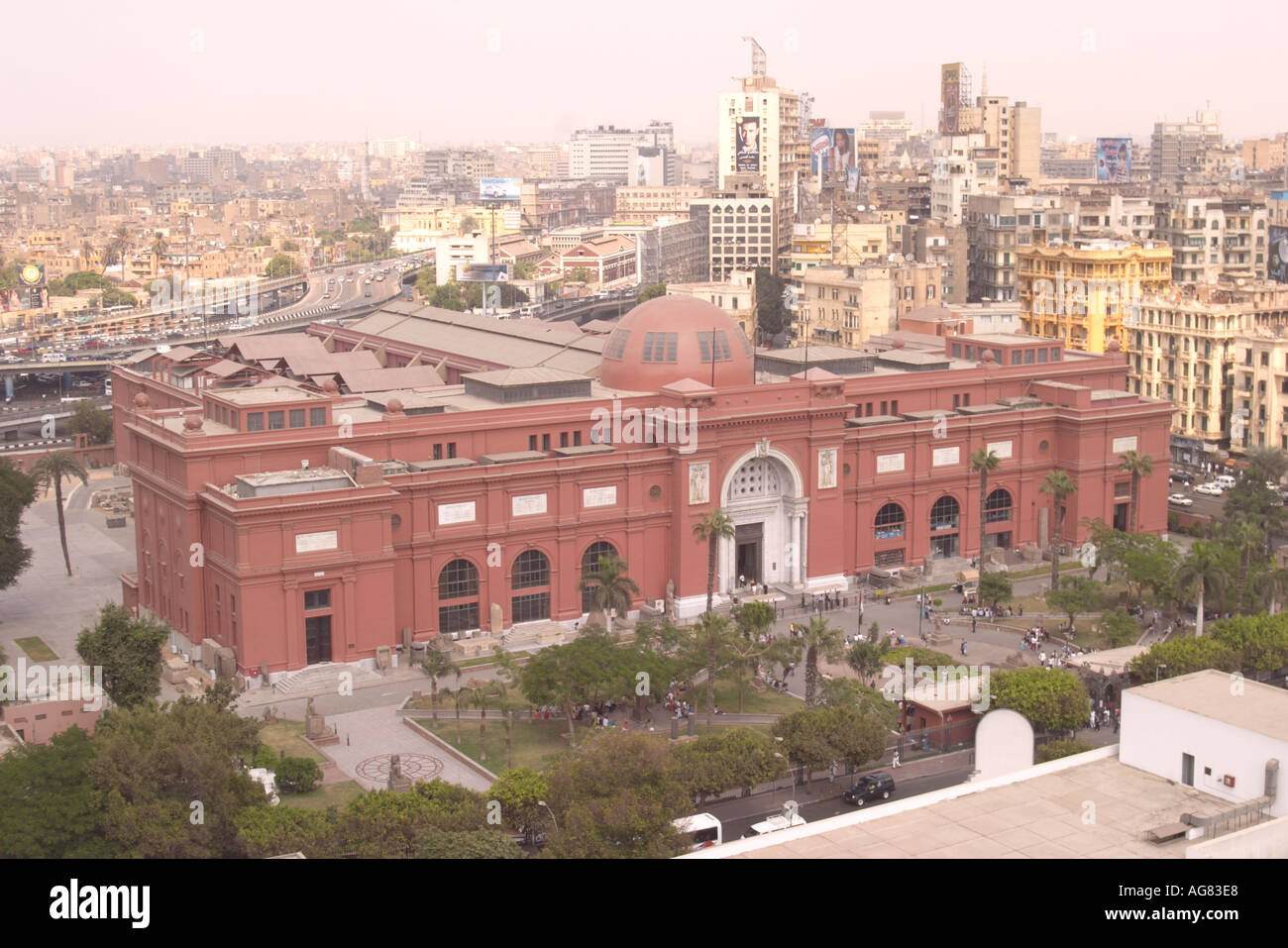 Exterior View of the Egyptian Museum in Cairo Stock Photo - Alamy