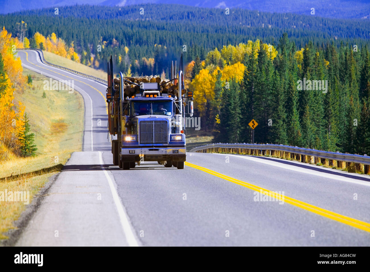 Canadian logging hi-res stock photography and images - Alamy