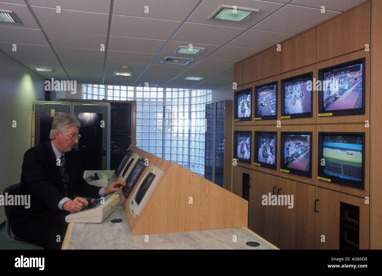 Cctv screens hi-res stock photography and images - Alamy