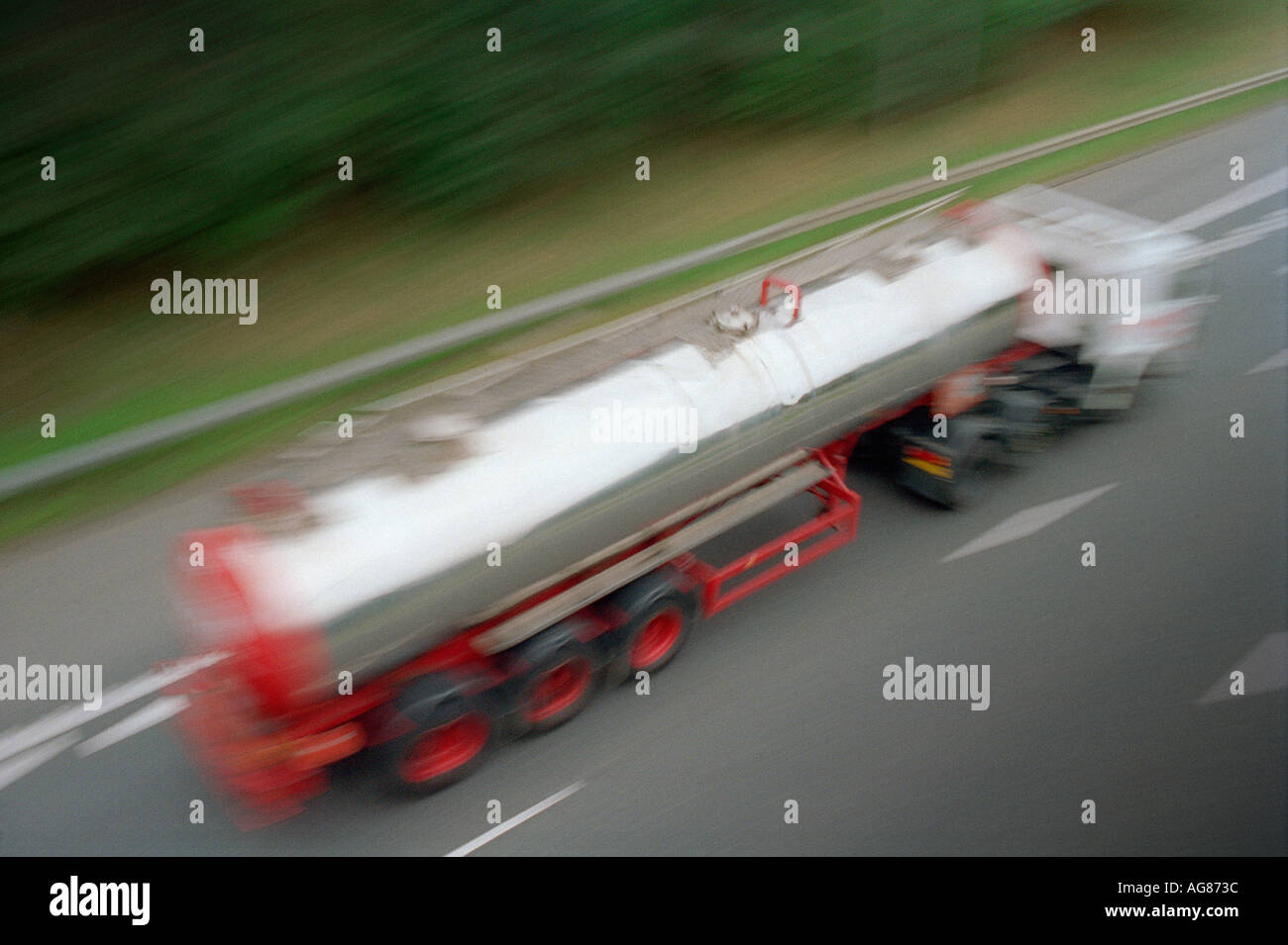Highway tanker hi-res stock photography and images - Alamy