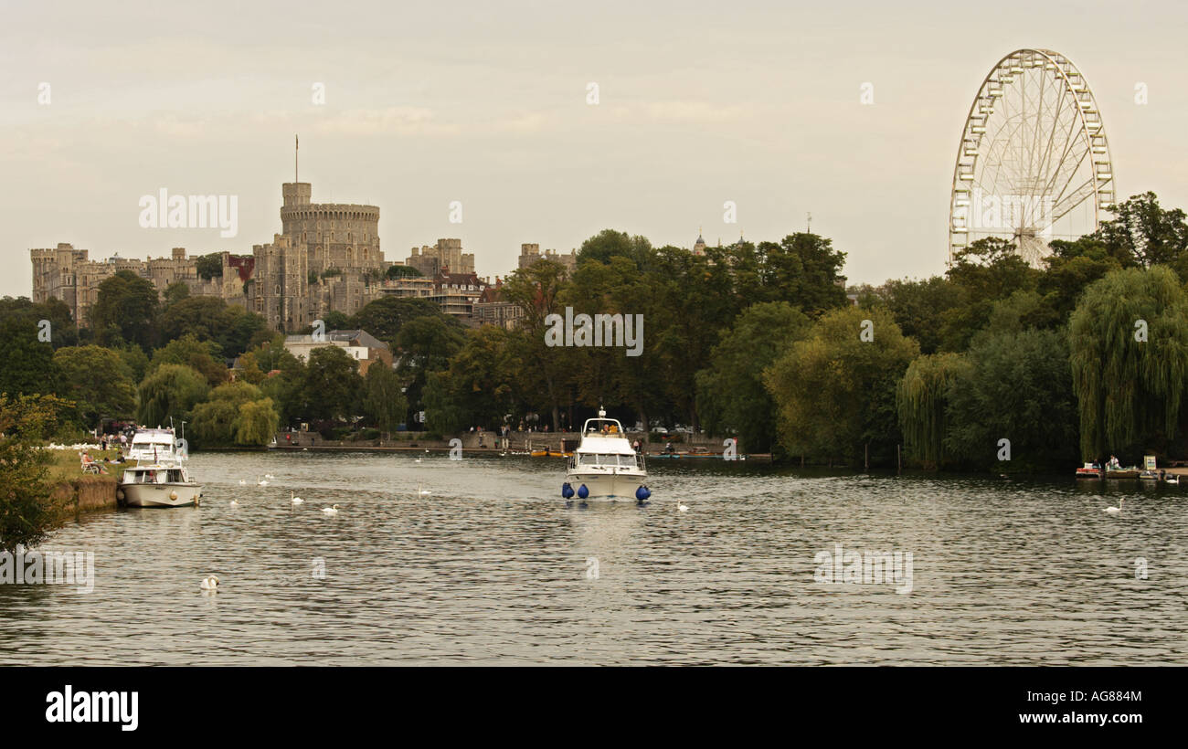 Windsor Castle and wheel from the River Thames Stock Photo - Alamy