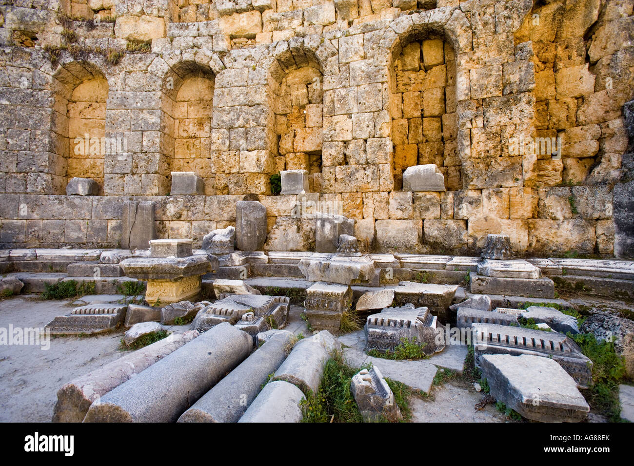 Roman ruins of Perge, Antalya, Turkey Stock Photo - Alamy