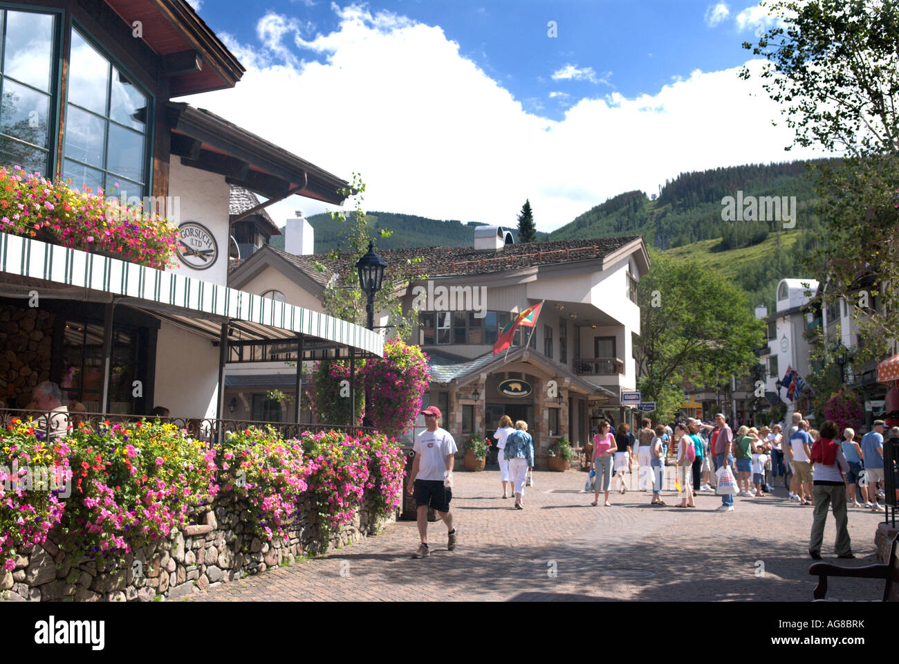 Vail Colorado street Scene during summer with people Stock Photo - Alamy