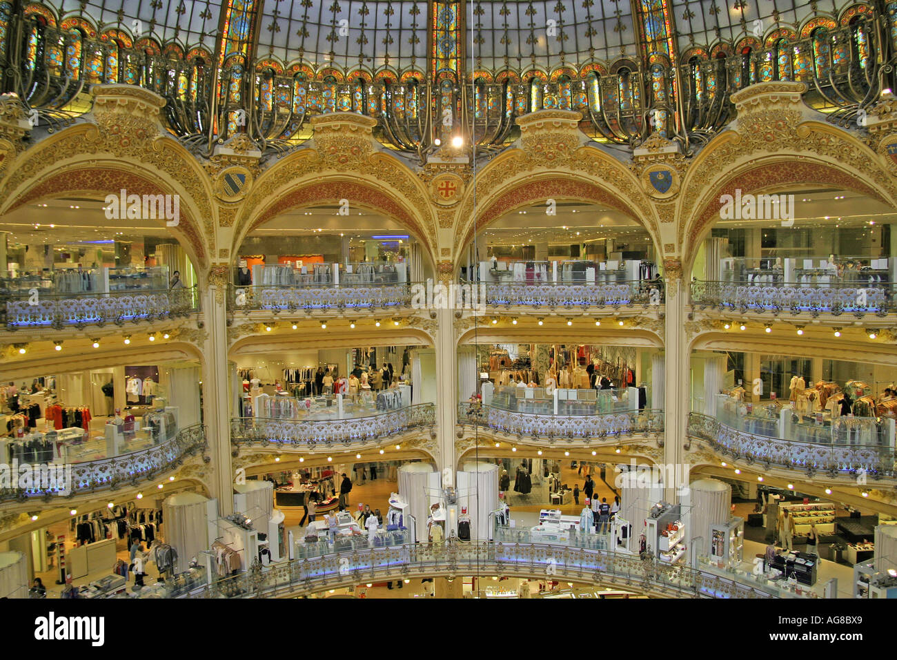 Paris france department store consumer hi-res stock photography and ...