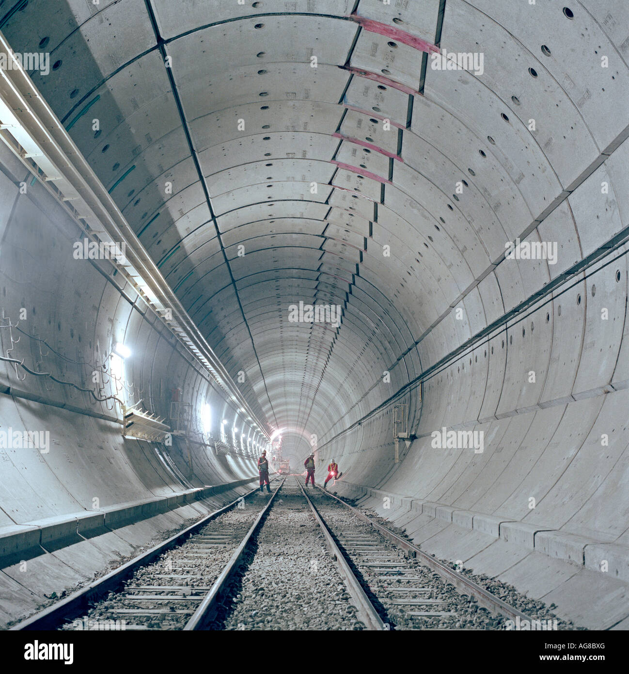 Sangatte france construction eurotunnel tunnel hi-res stock photography ...
