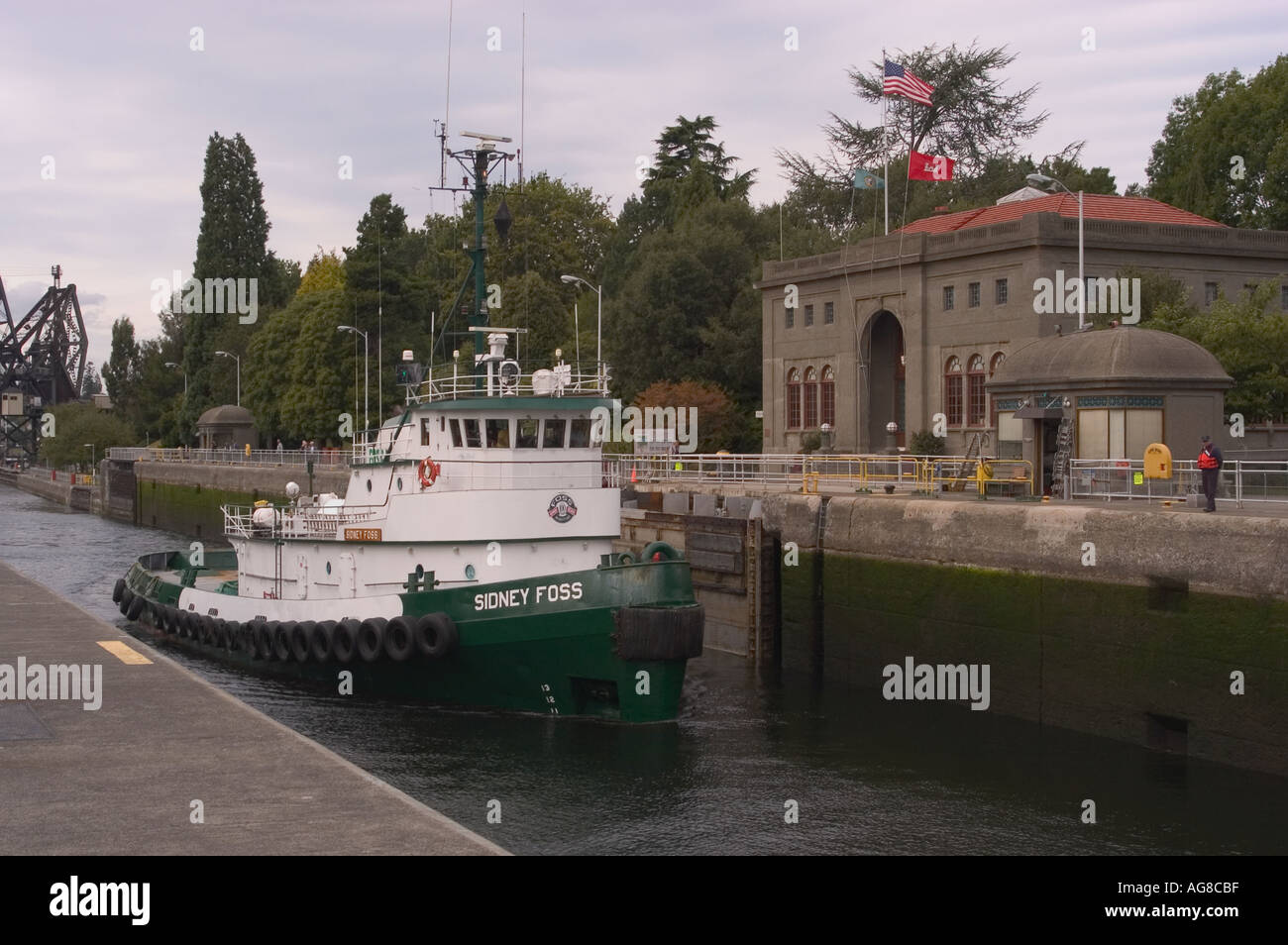 Large lock hi-res stock photography and images - Alamy