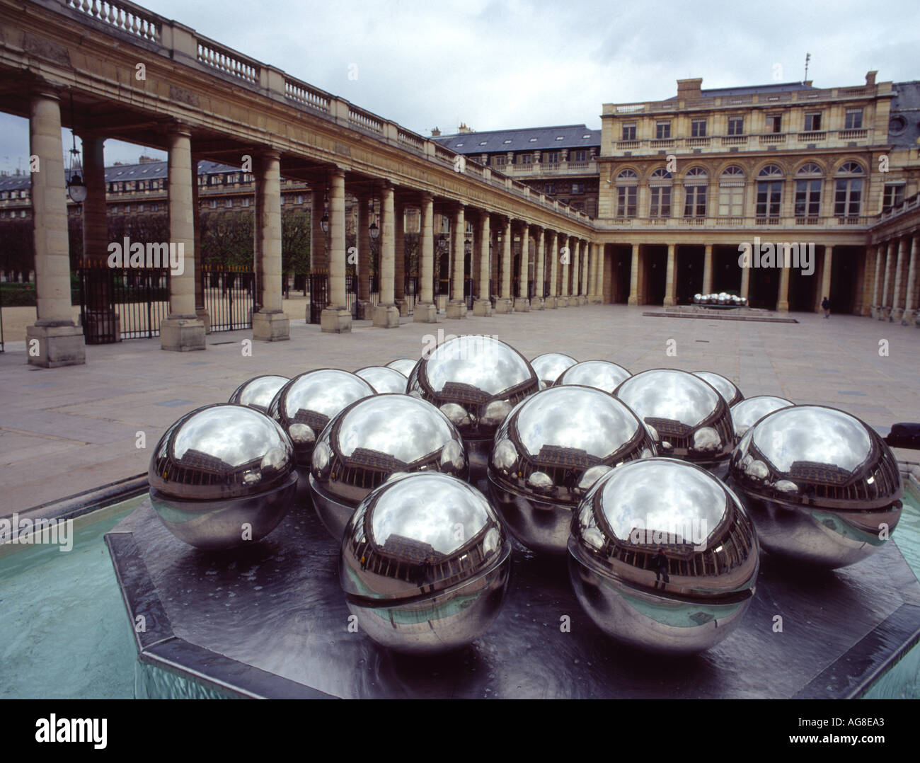 Silver balls, palais royal, paris hi-res stock photography and images ...
