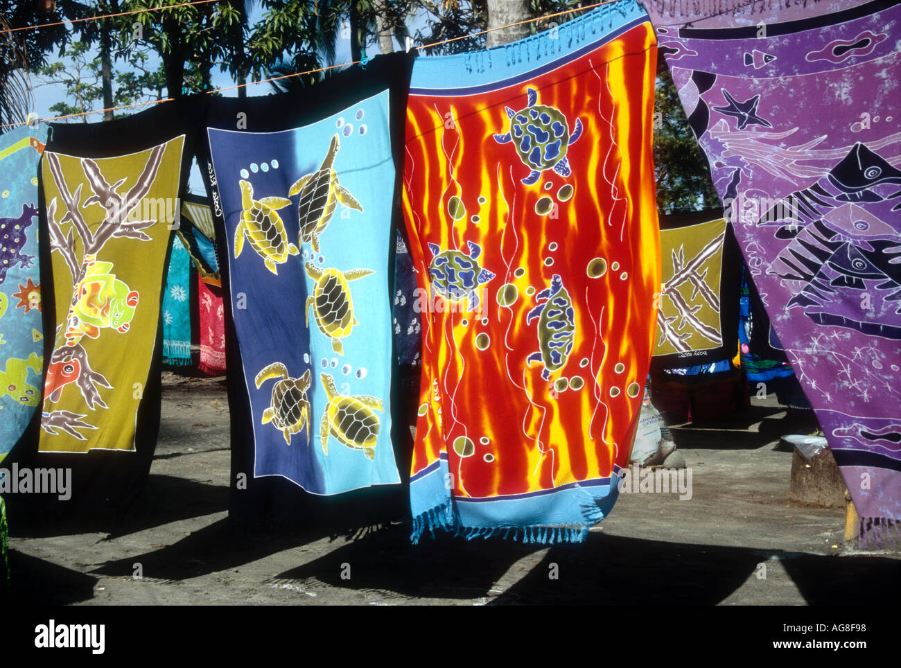 Traditional clothing costa rica hi-res stock photography and images - Alamy