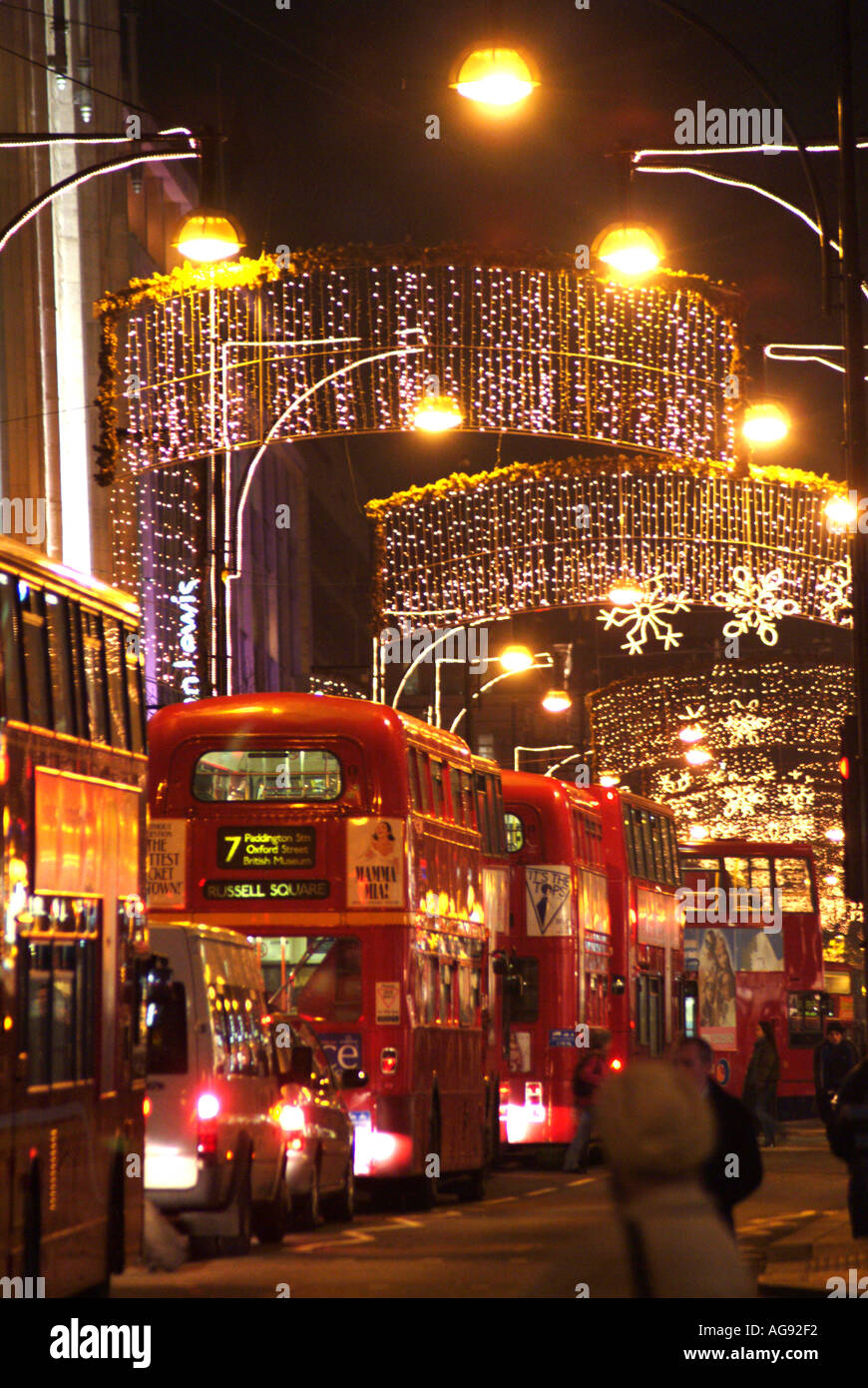 London routemaster red buses oxford hi-res stock photography and images ...