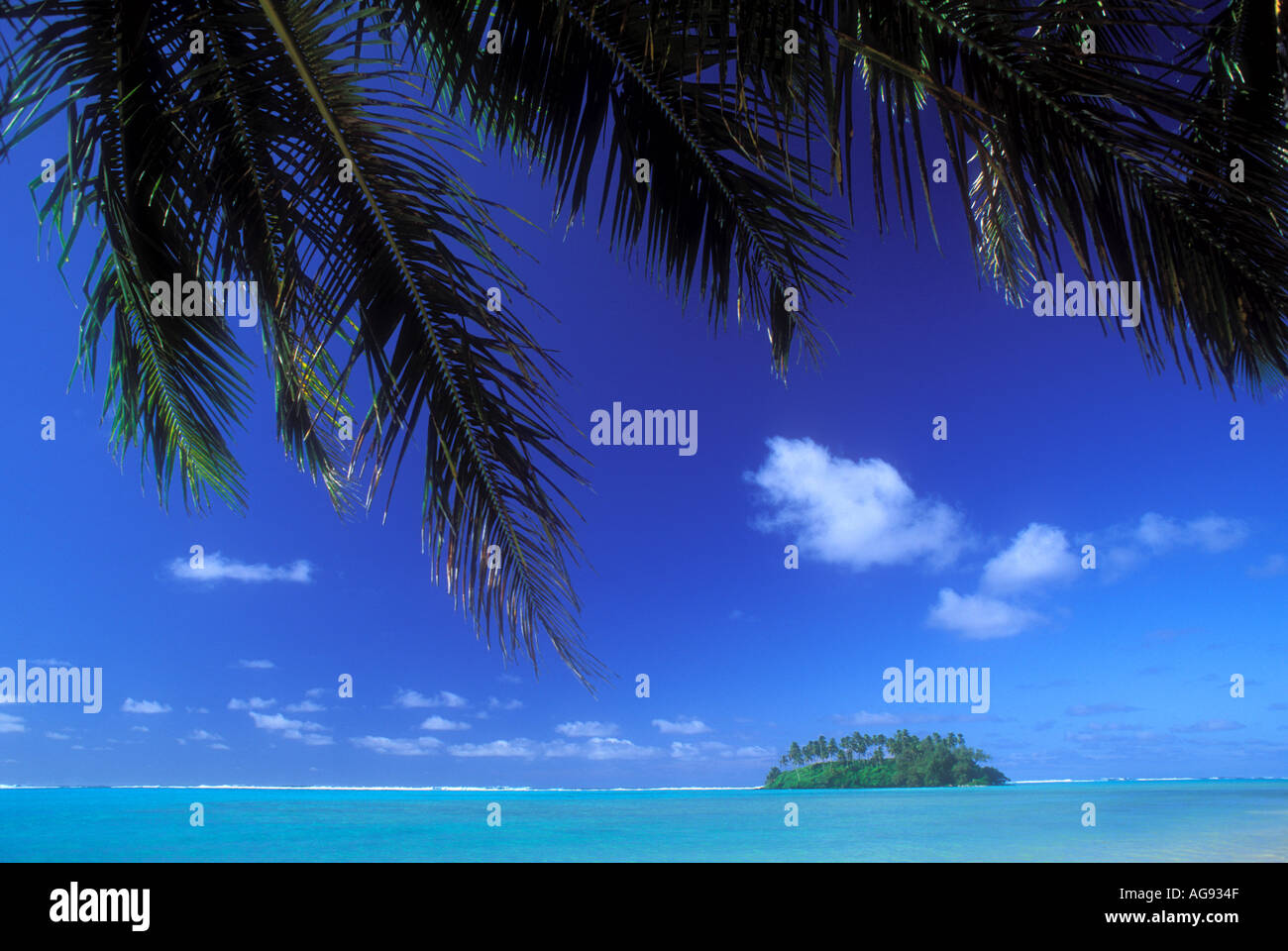 Motu one island hi-res stock photography and images - Alamy