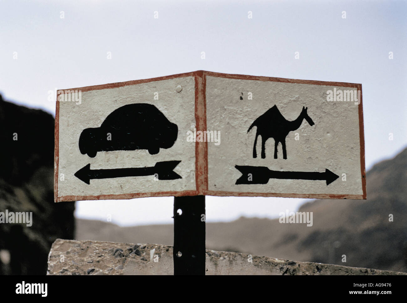 Khyber pass car camel hi-res stock photography and images - Alamy
