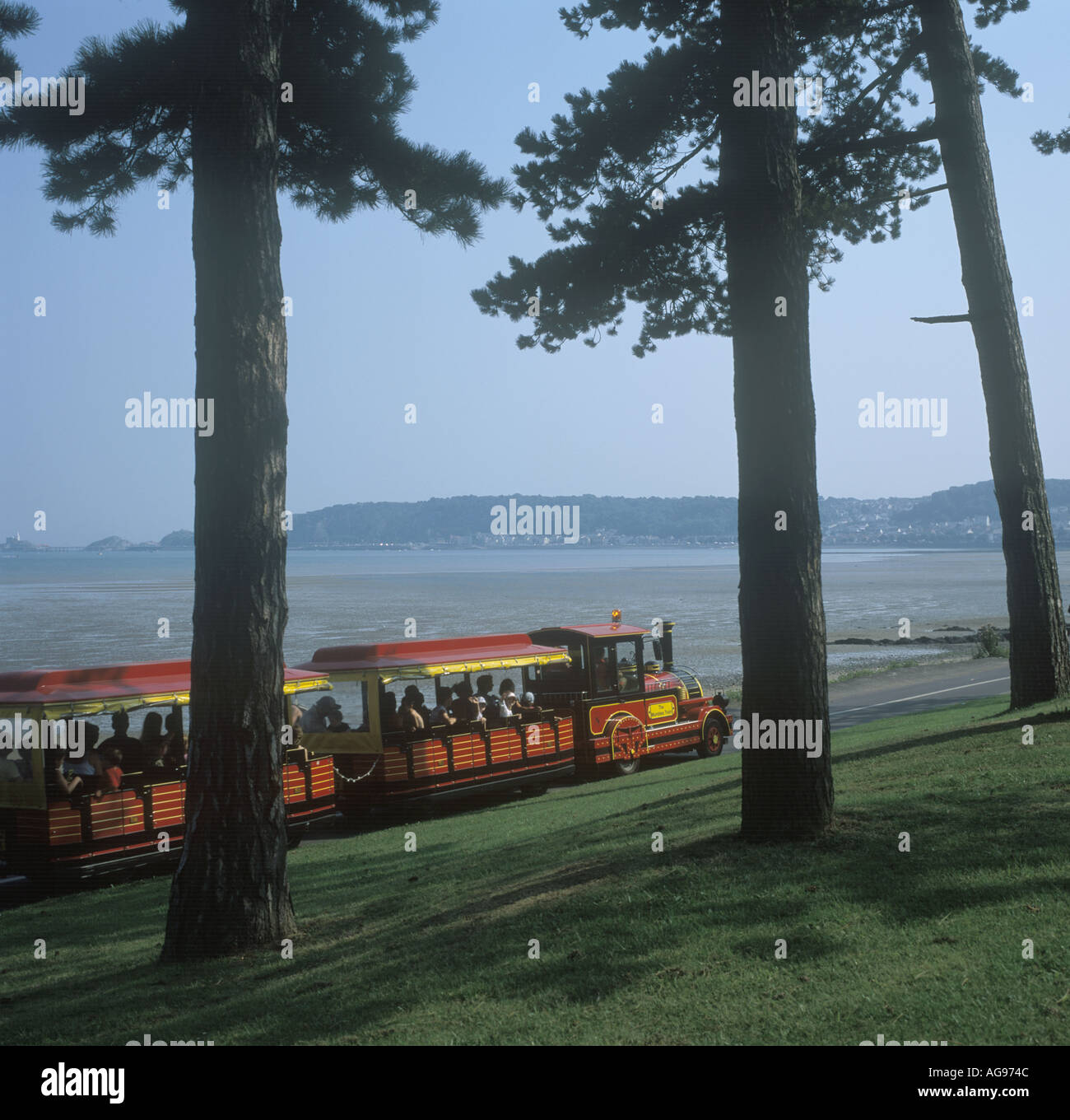 Swansea train seafront hi-res stock photography and images - Alamy