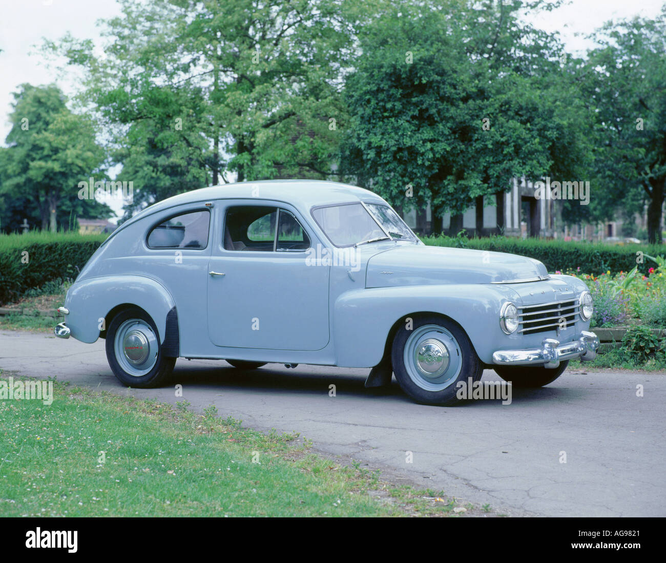 Volvo pv444 hi-res stock photography and images - Alamy