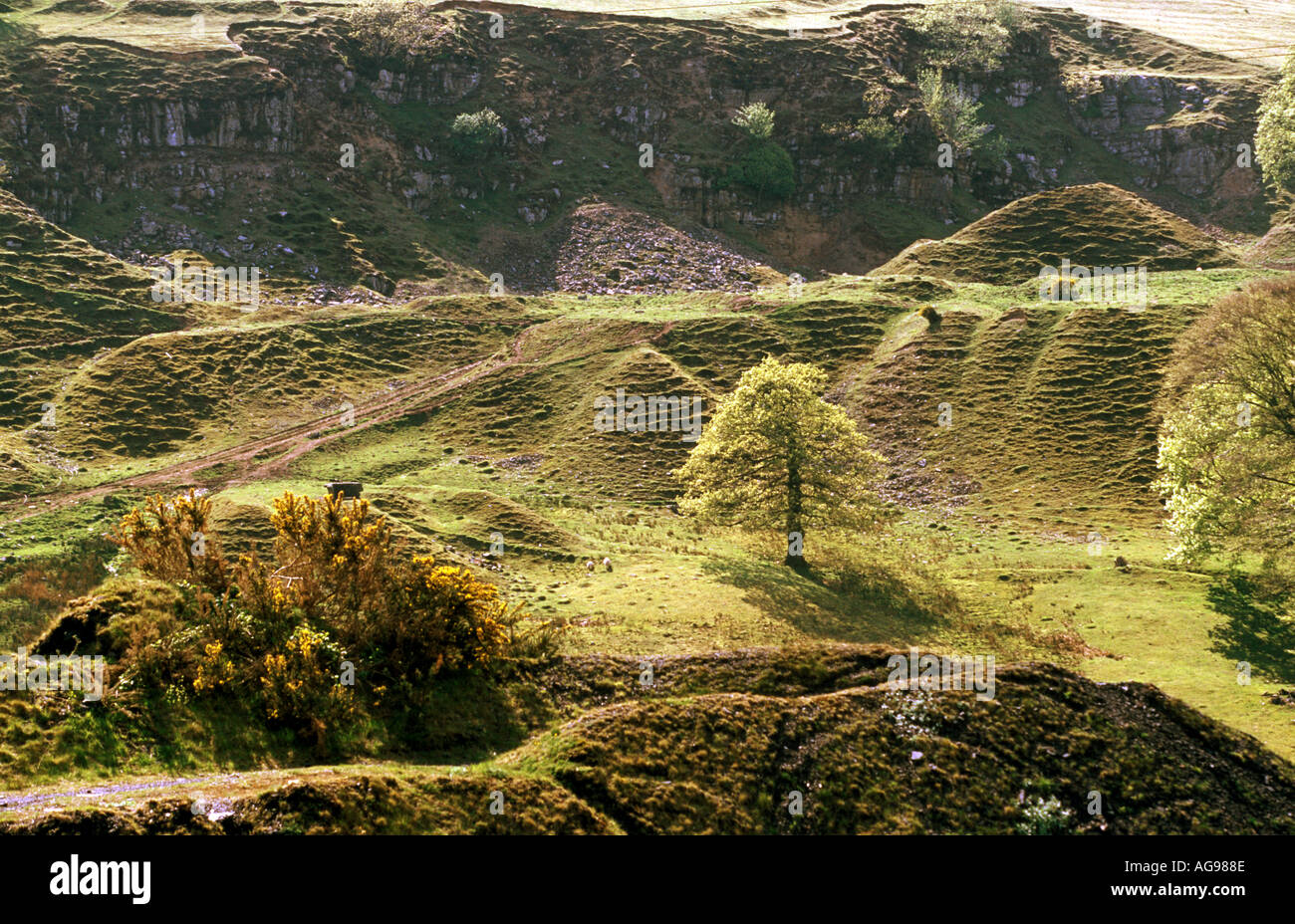 Coal tips hi-res stock photography and images - Alamy